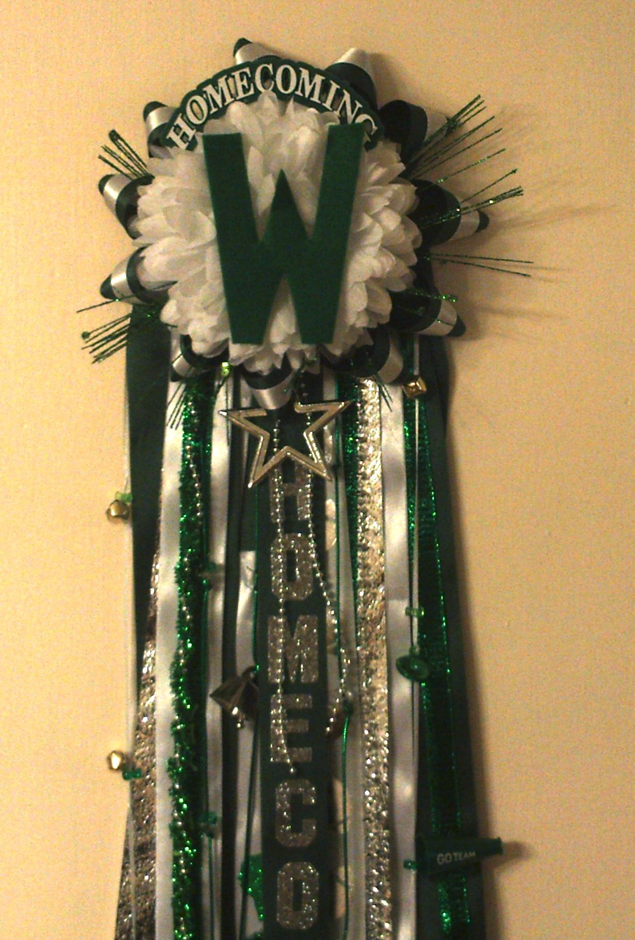 Homecoming Ribbon (updated) : 12 Steps (with Pictures) - Instructables