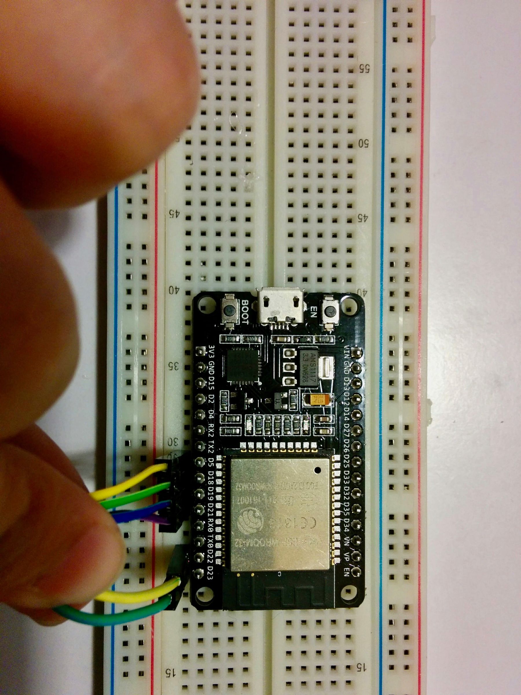 ESP32: How to Interface LCD With ESP32 Microcontroller Development ...