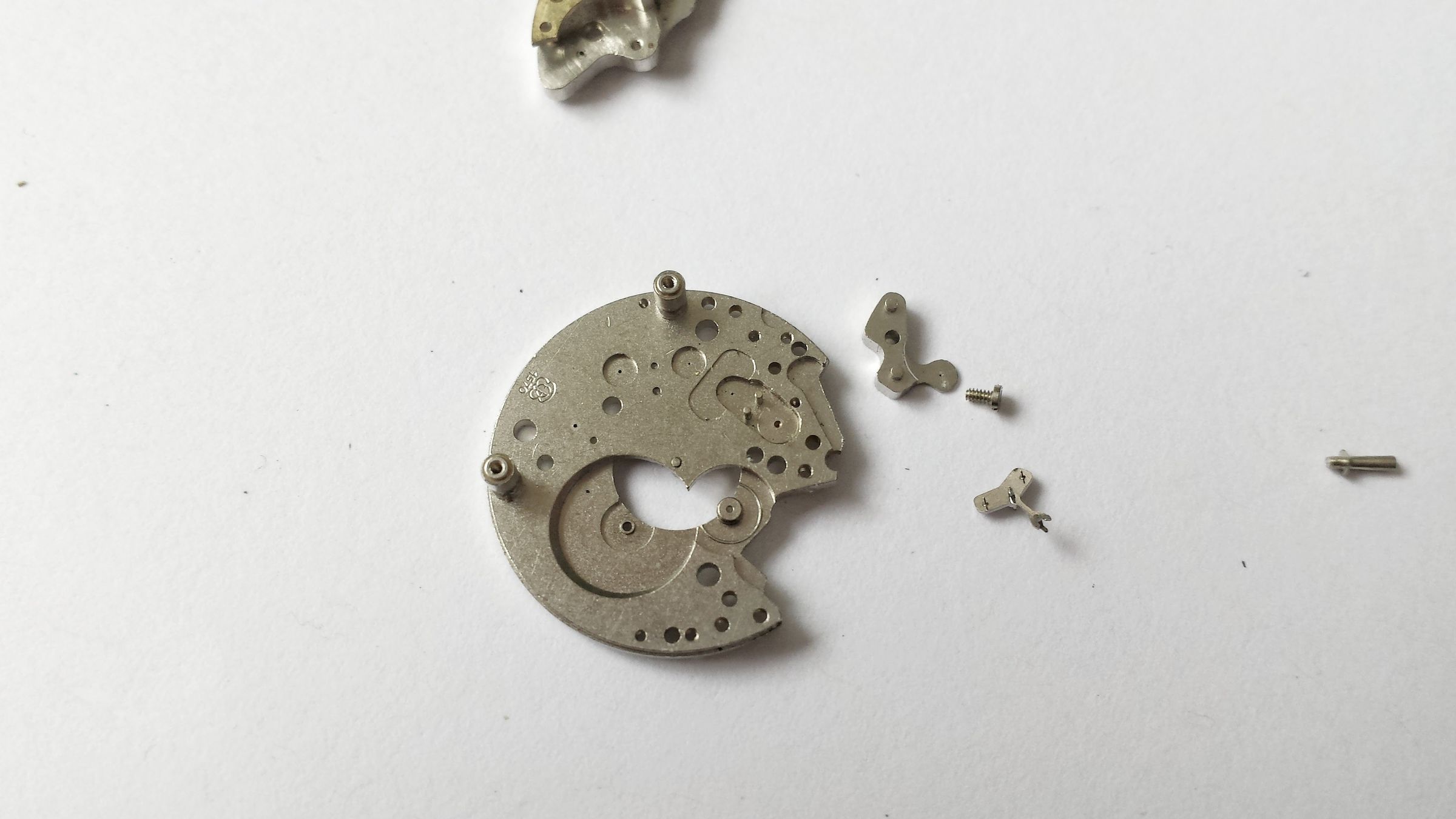 Disassembling Watches With 3 Common Tools : 18 Steps (with Pictures ...