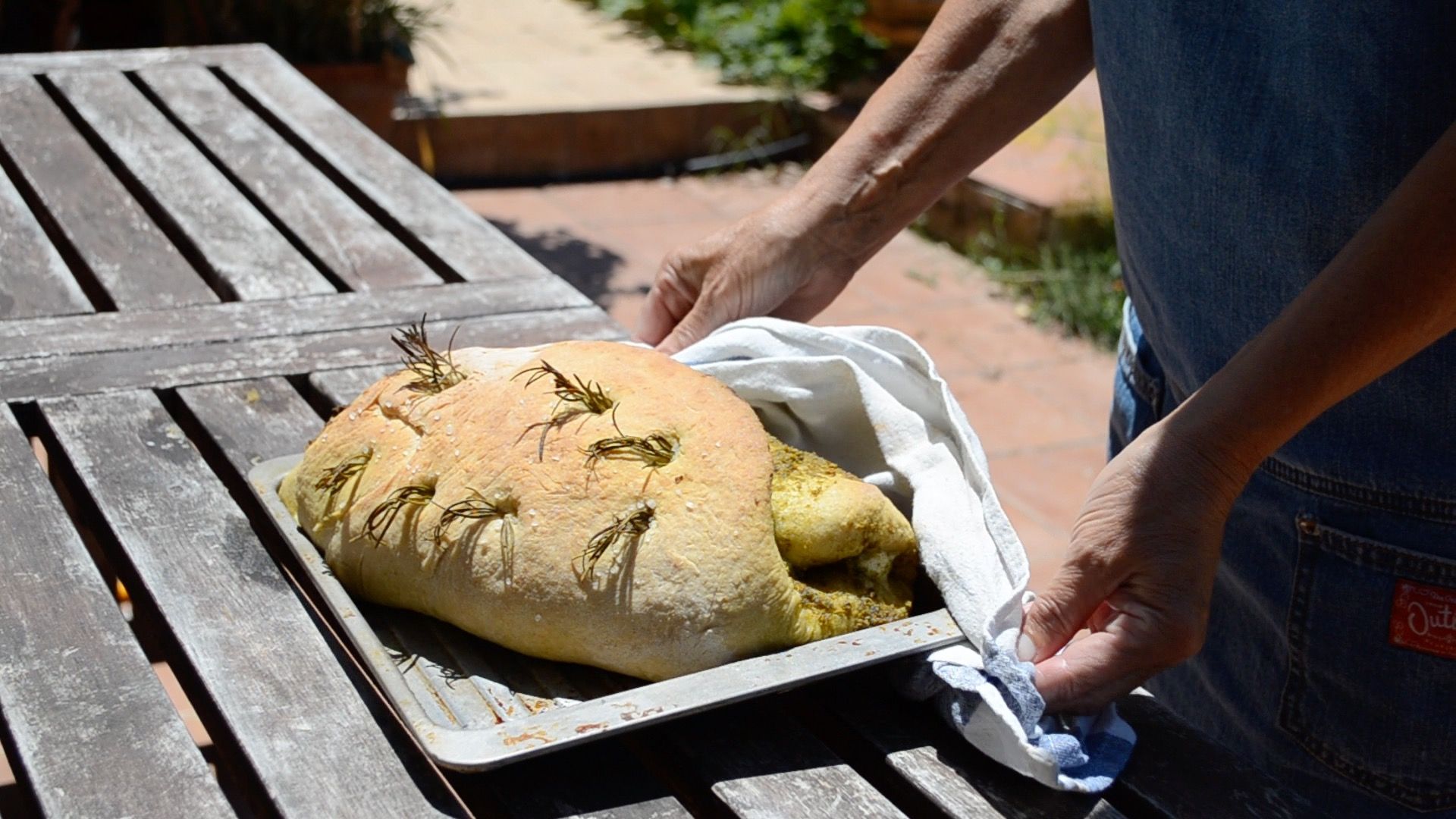 Stromboli, “VOLCANO” Bread : 3 Steps - Instructables