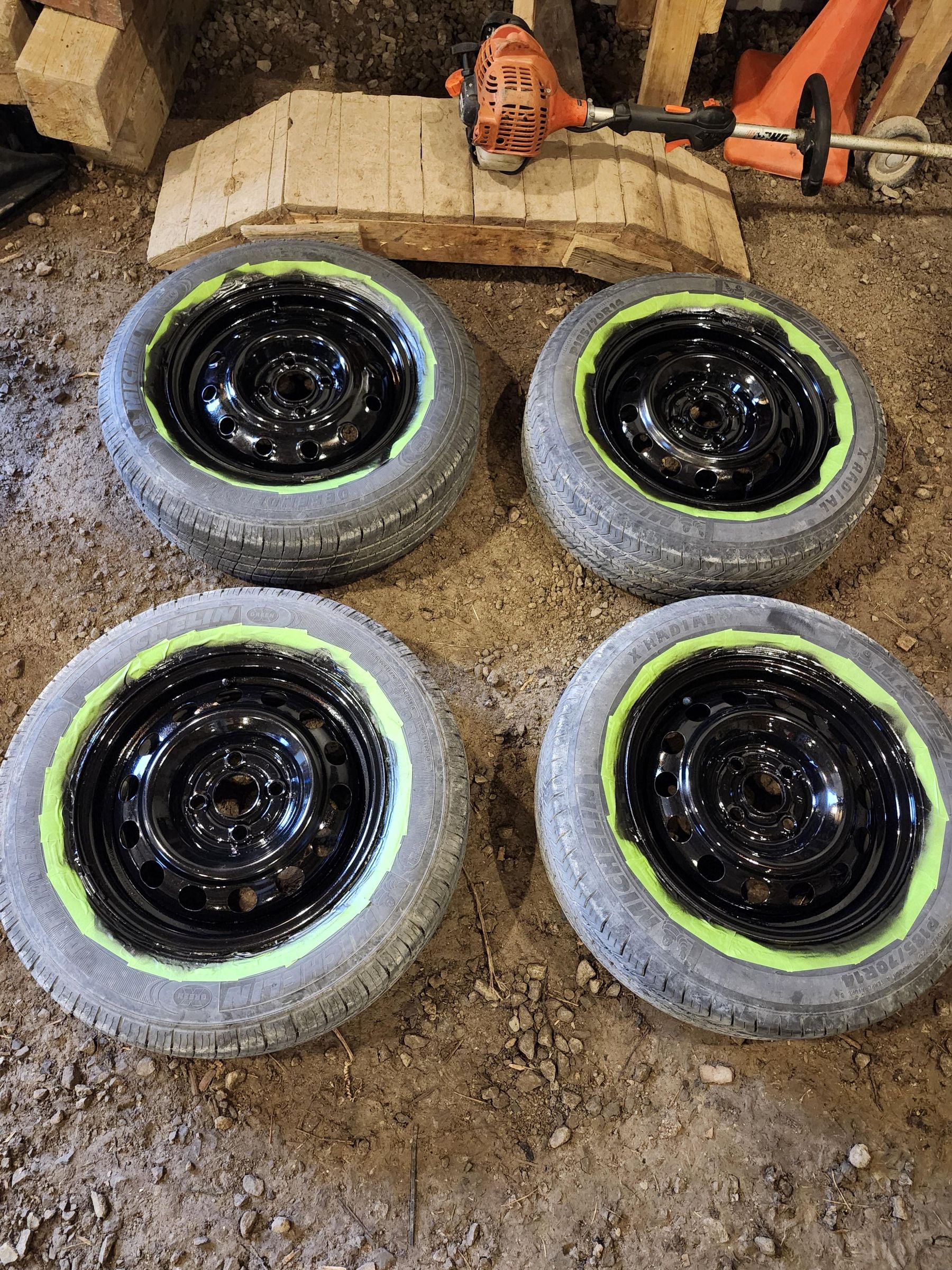 How to Prep and Paint Steel Car Rims : 8 Steps - Instructables