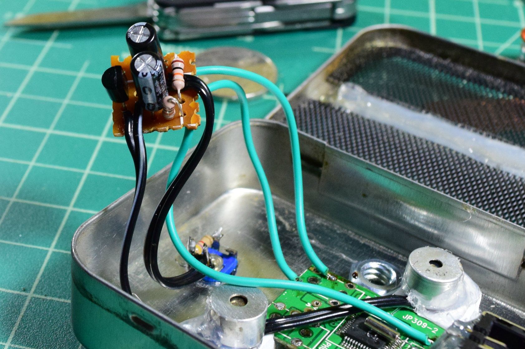 Altoids USB Condenser Microphone : 21 Steps (with Pictures) - Instructables