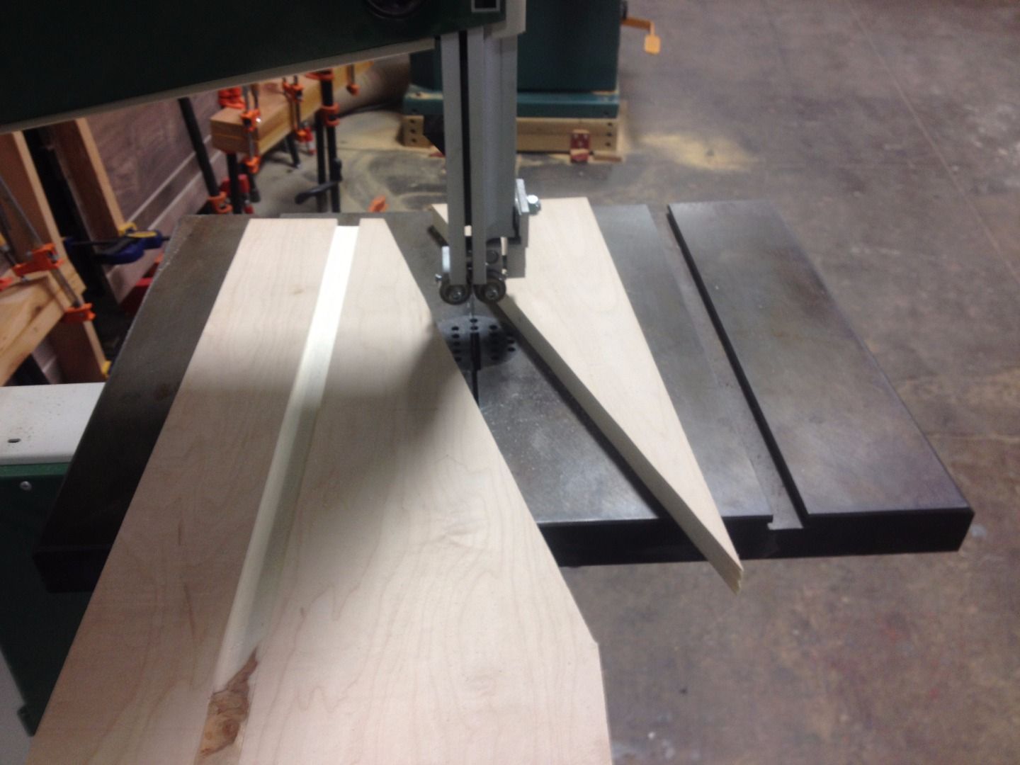 Campaign Desk : 4 Steps (with Pictures) - Instructables