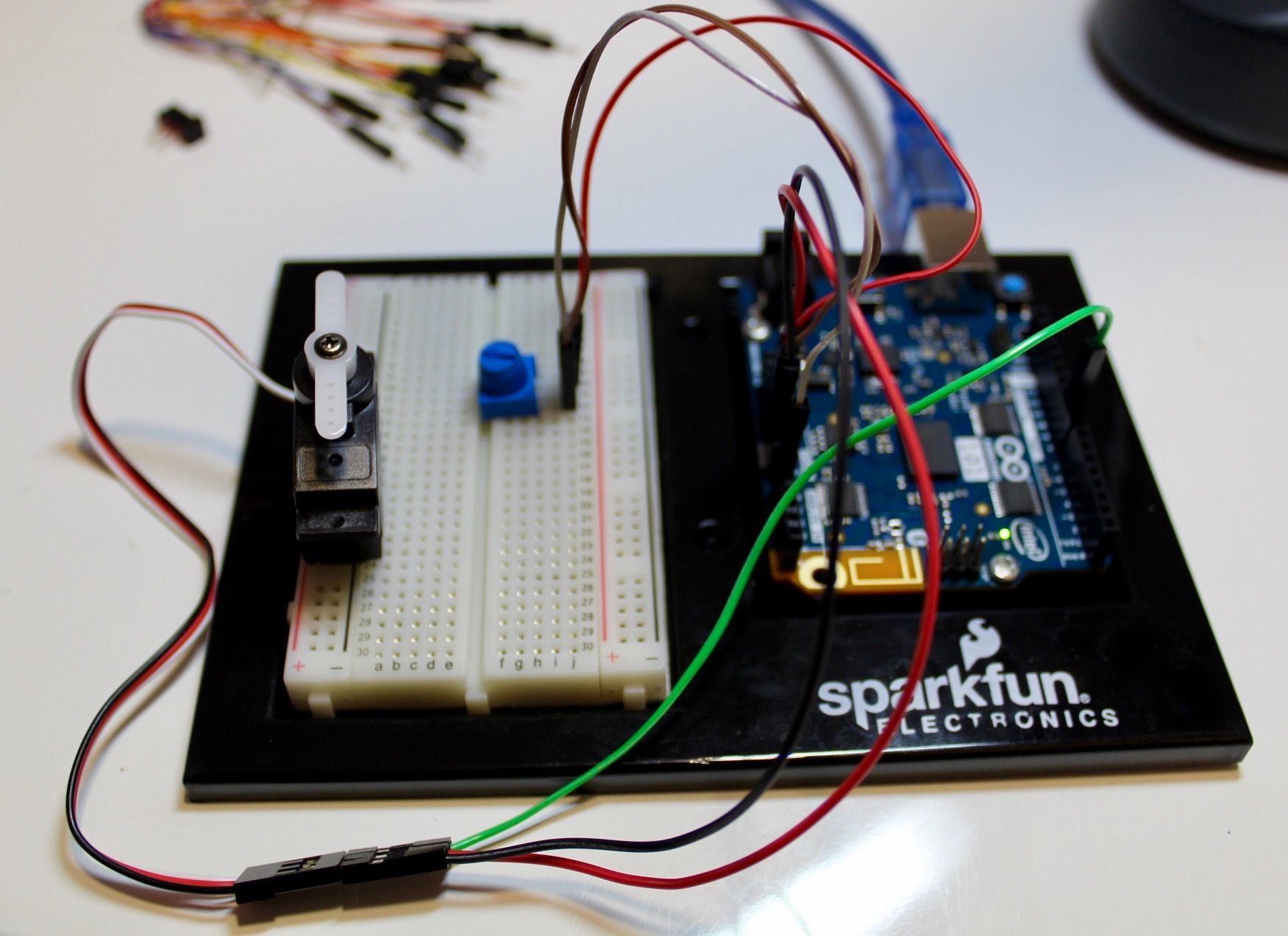 Potentiometer-controlled Servo : 4 Steps (with Pictures) - Instructables