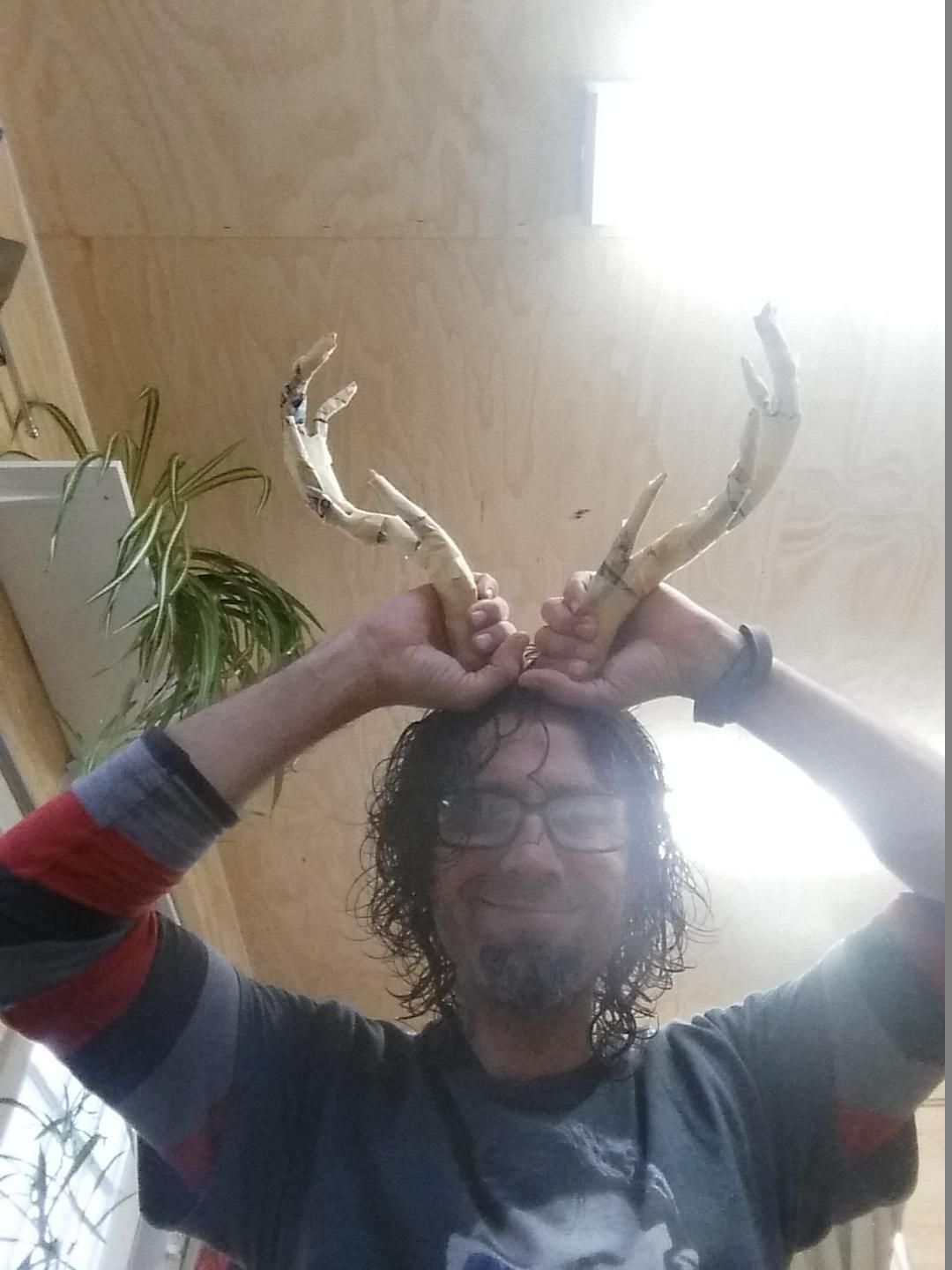 Buck Grasshopper Mask : 9 Steps (with Pictures) - Instructables