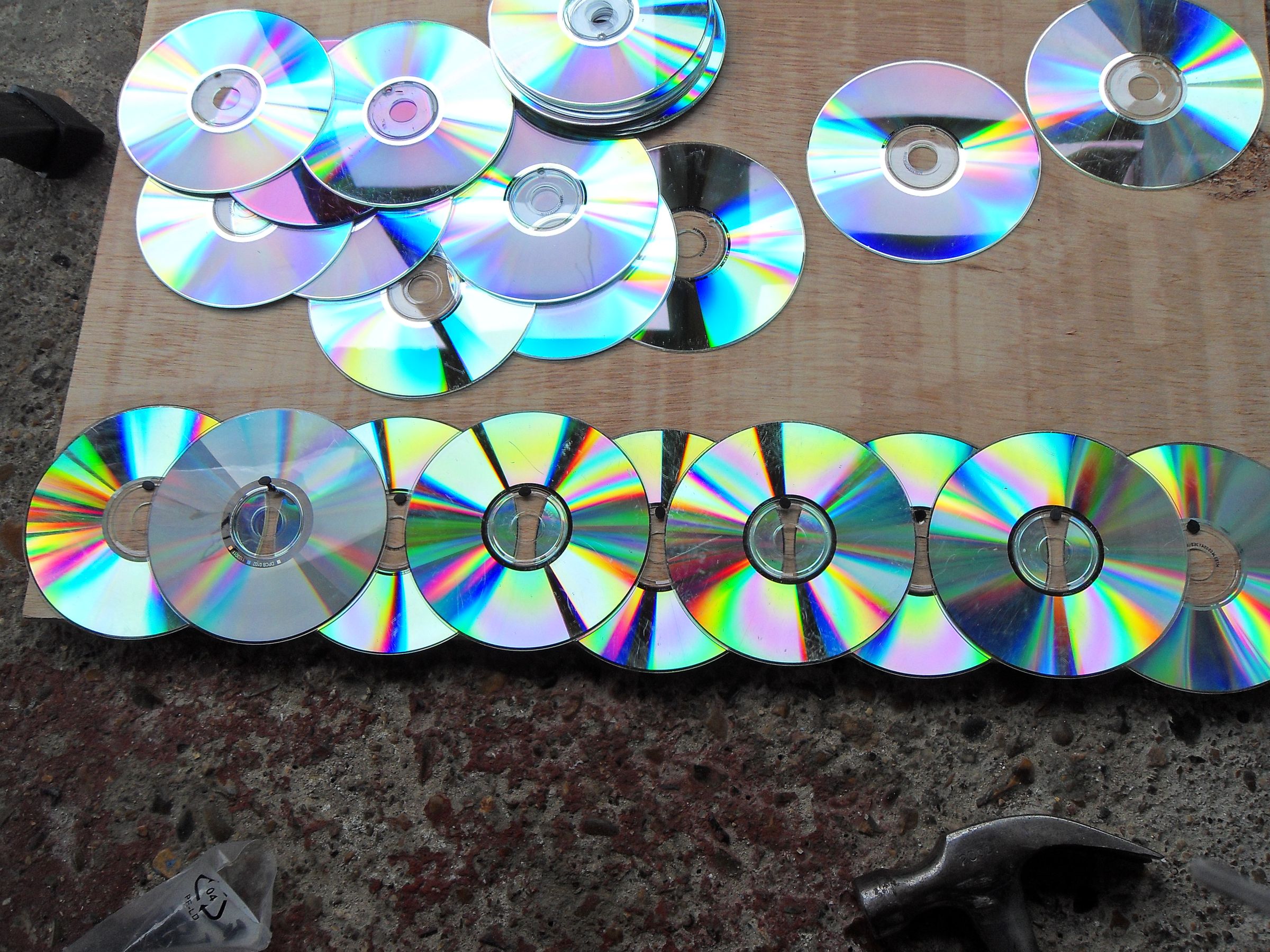 CD/DVD Roofing Concept : 7 Steps (with Pictures) - Instructables