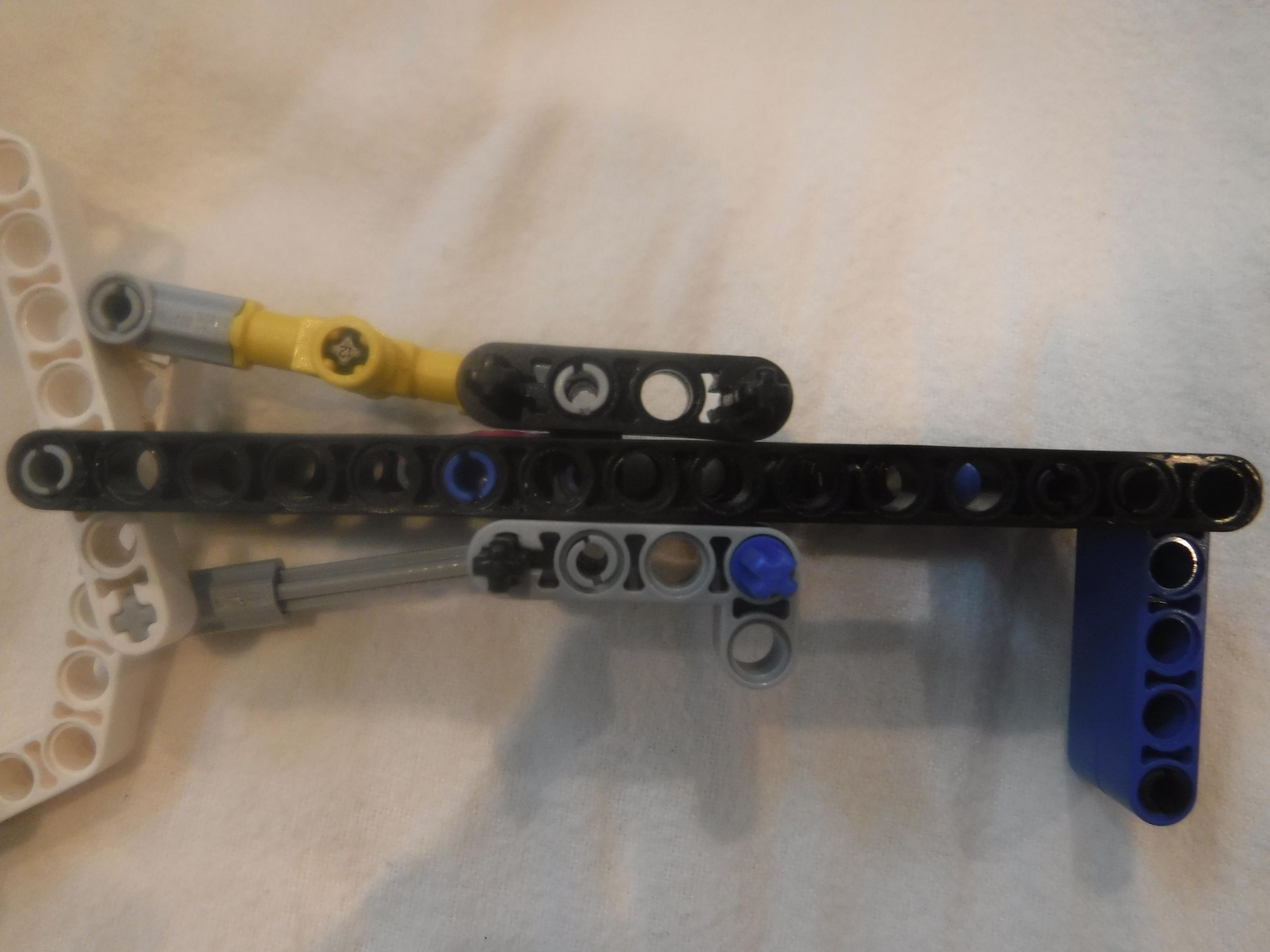 Lego Claw : 5 Steps - Instructables