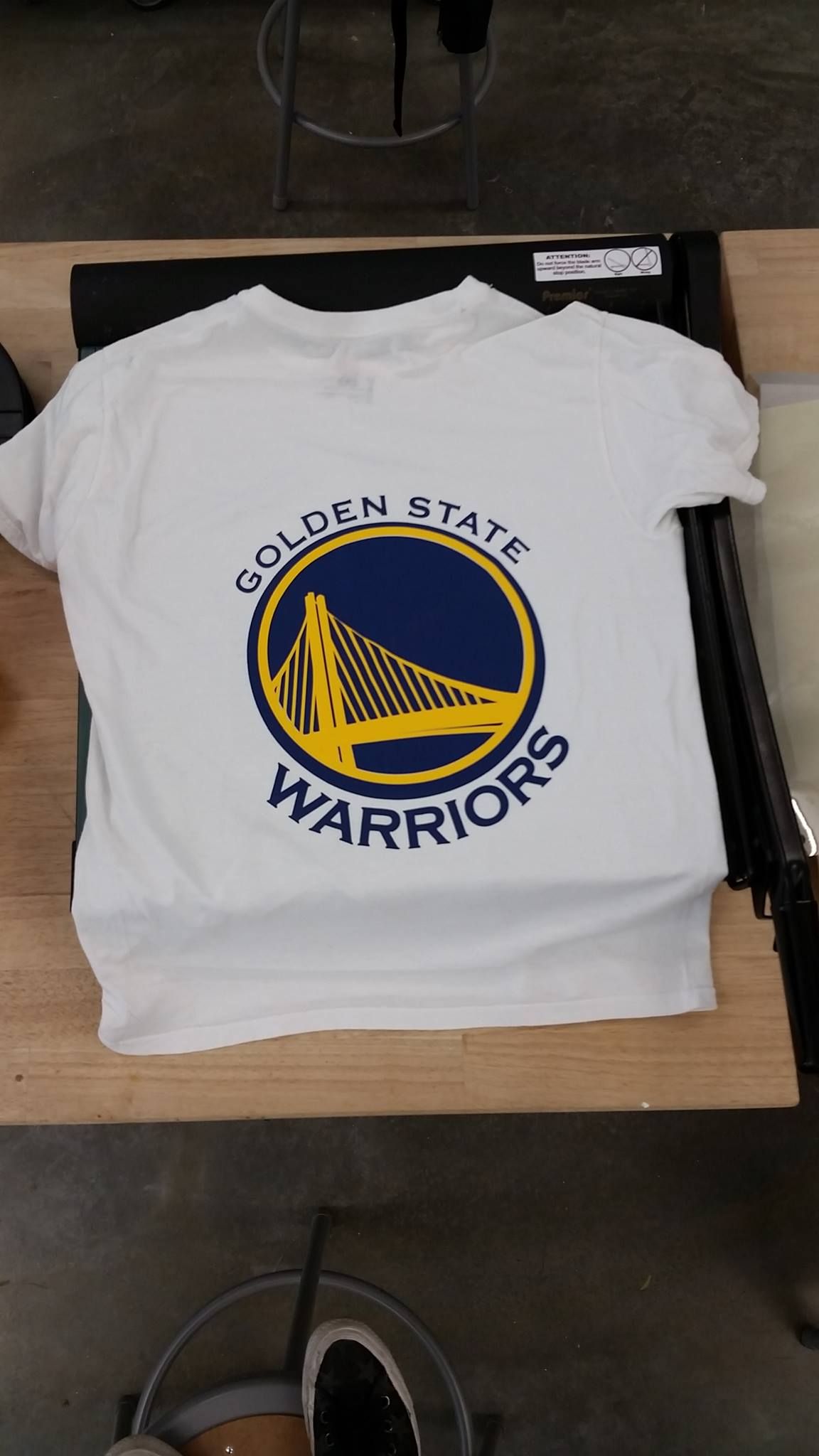 Multi-Color Custom T-Shirts : 9 Steps (with Pictures) - Instructables