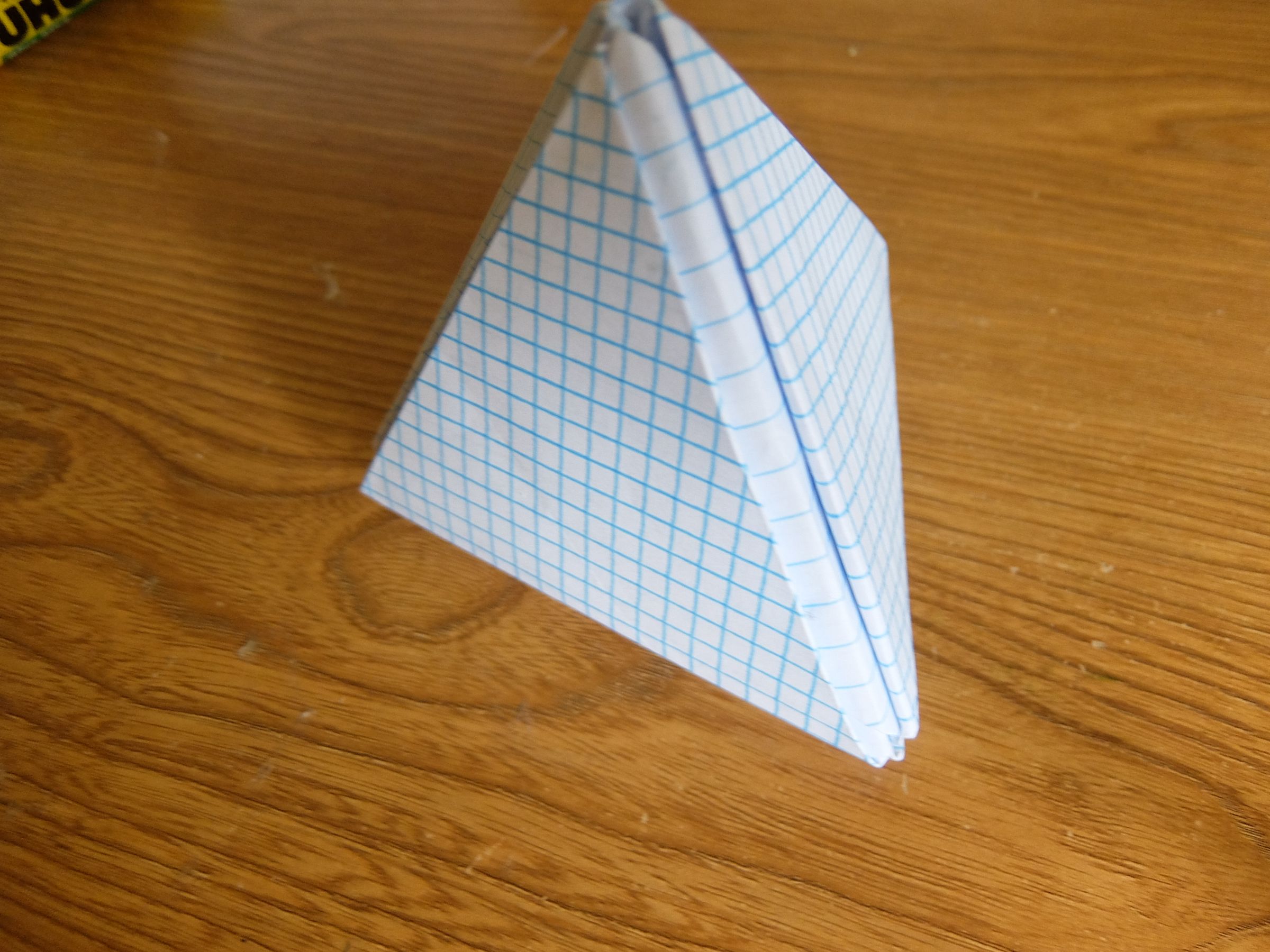 Tetrahedron 3D Model DYI Using Graphing Papers : 6 Steps (with Pictures ...