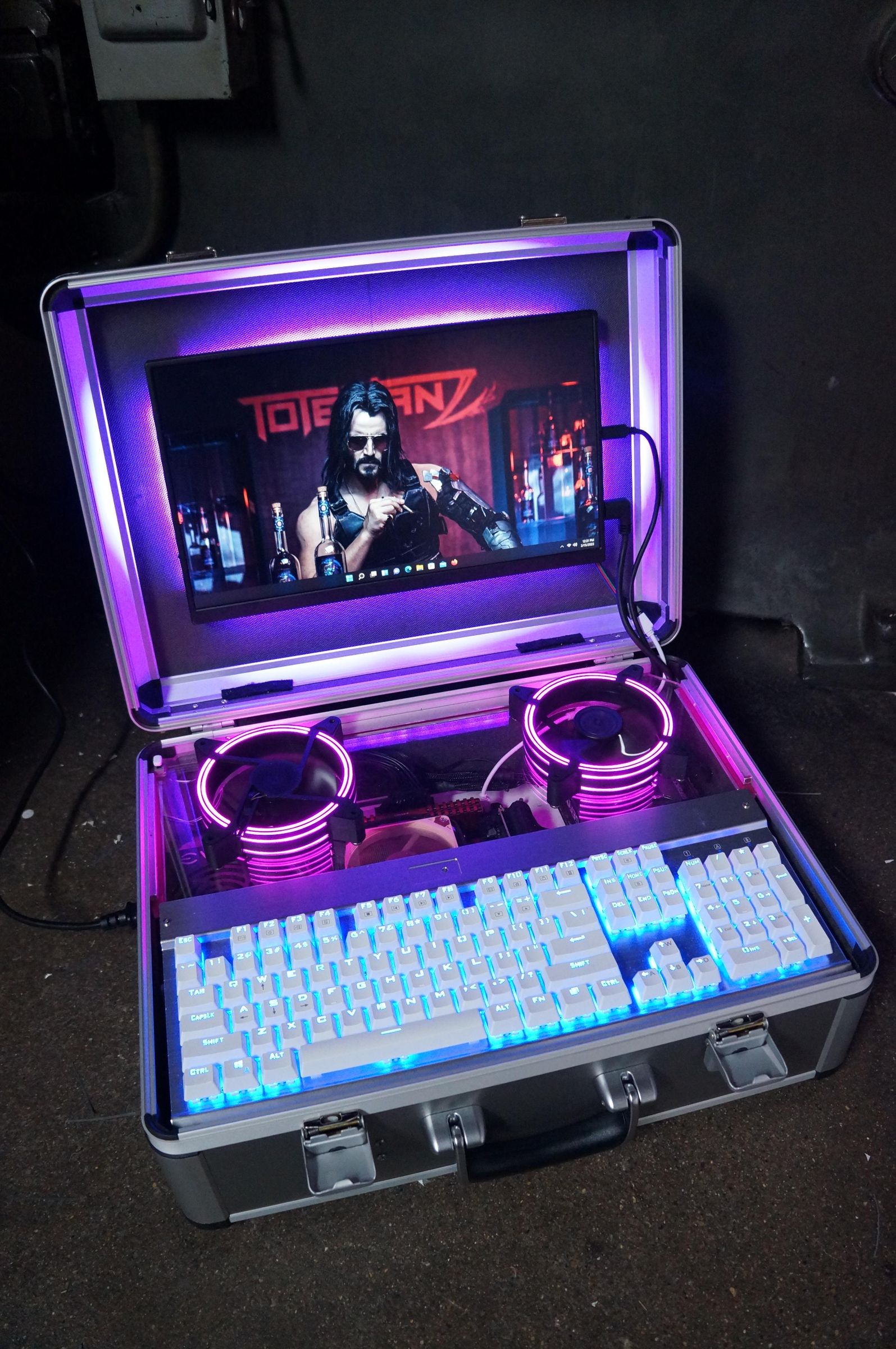 Cyberpunk Themed Briefcase Computer : 8 Steps (with Pictures ...