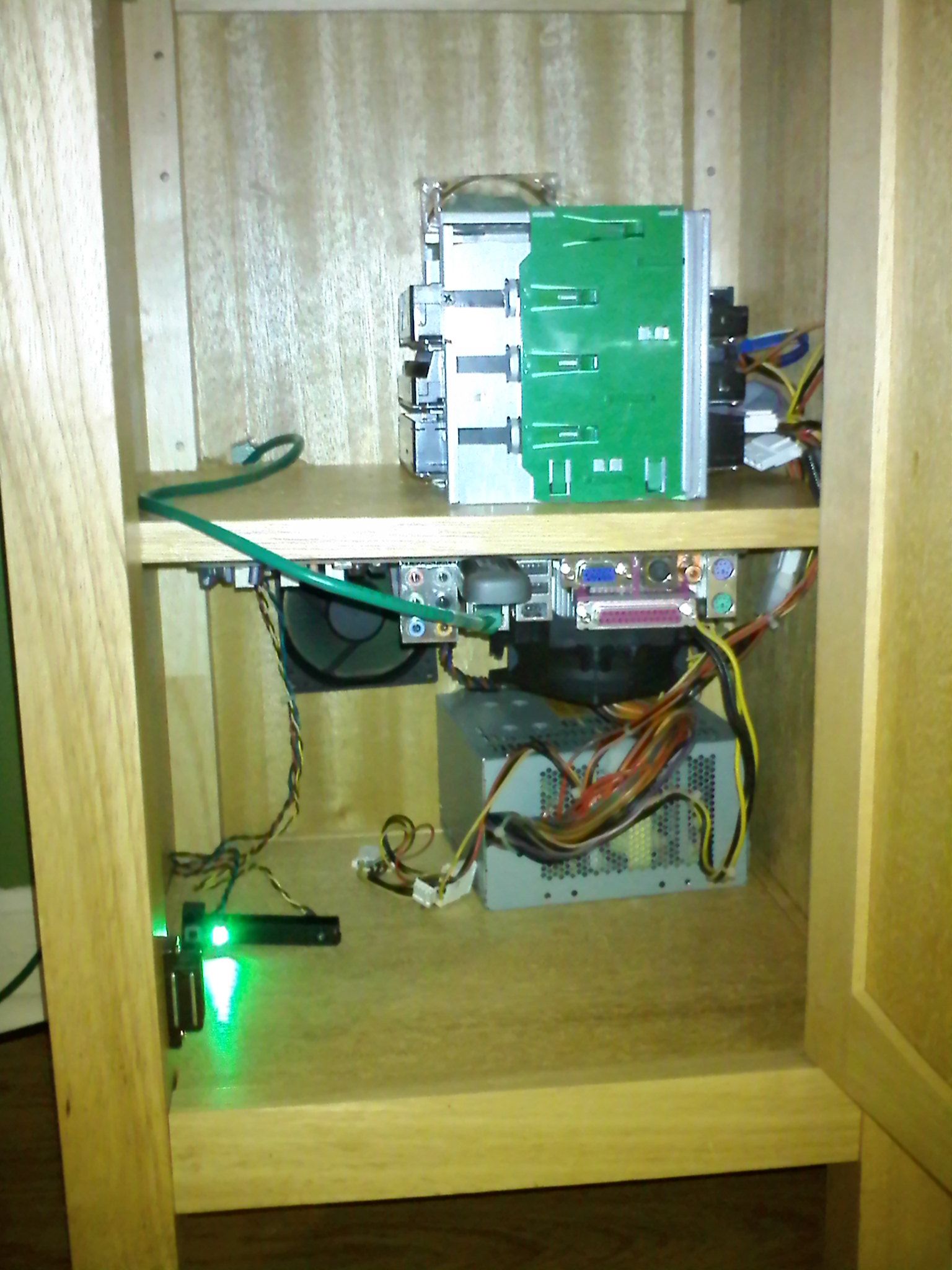 Hidden Computer - Instructables