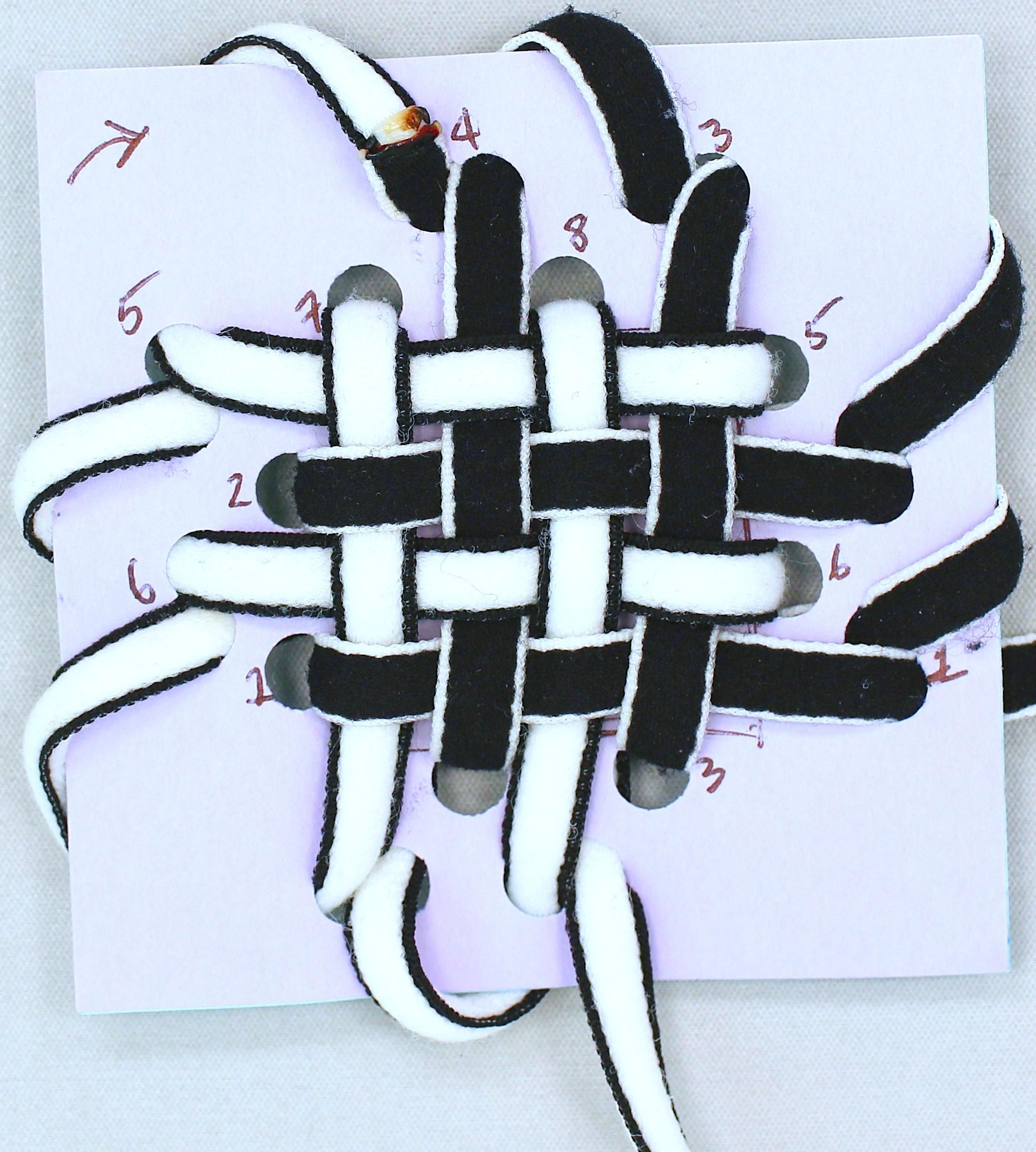 Tie a Pan Chang/Mystic Knot With a Paper Template : 7 Steps (with ...