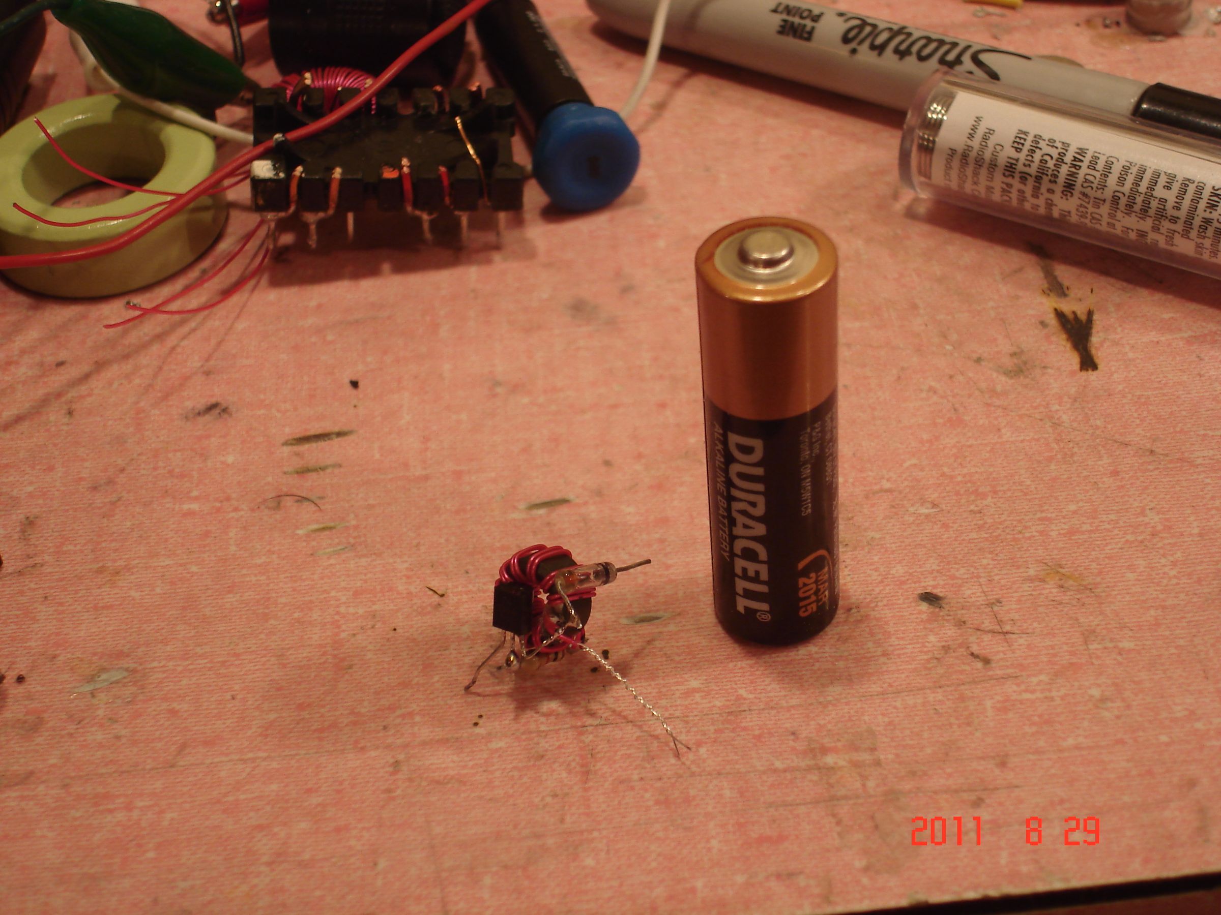 Joule Thief Battery Charger : 6 Steps (with Pictures) - Instructables