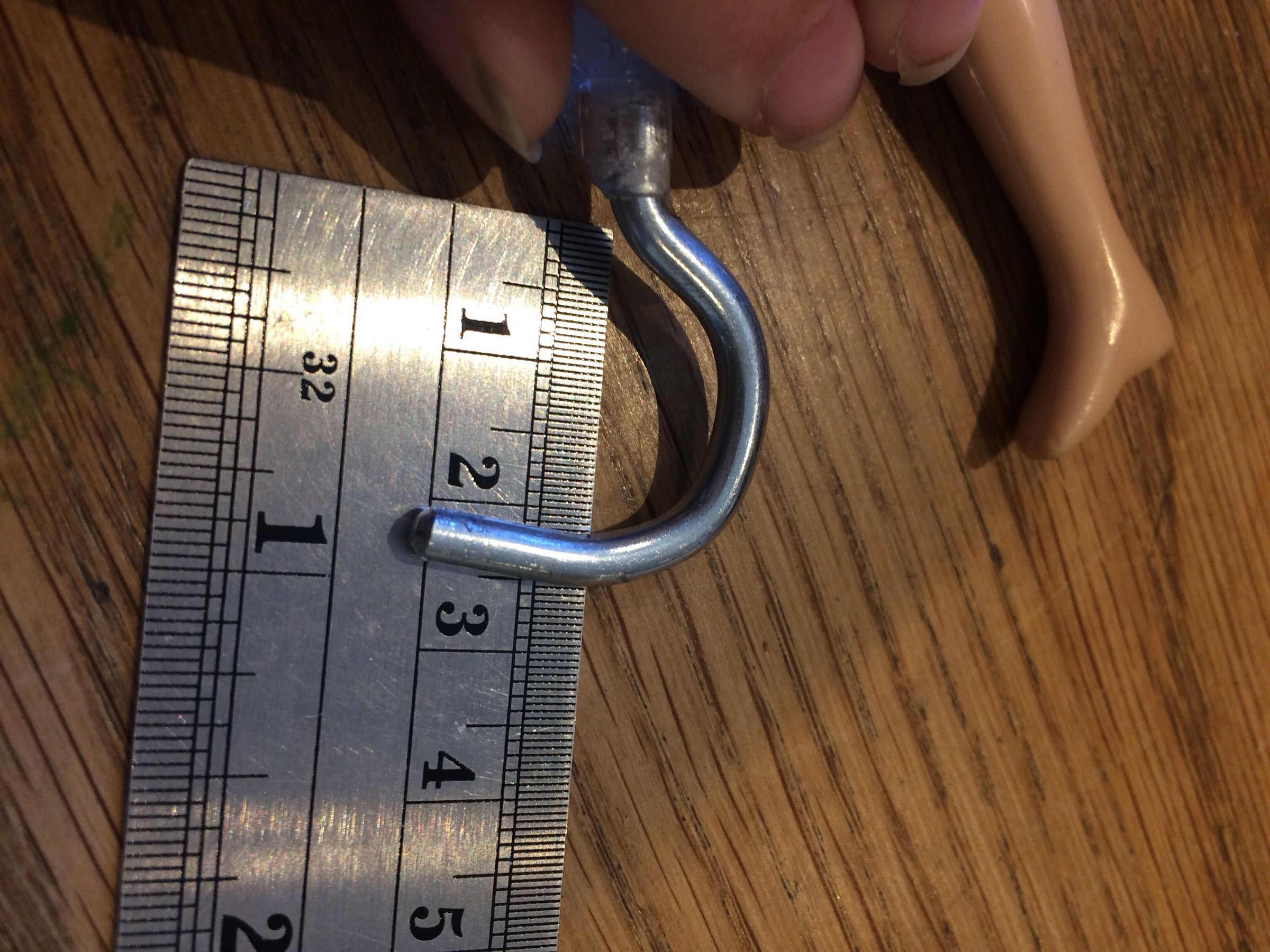 Doll Prosthetic Leg : 8 Steps - Instructables