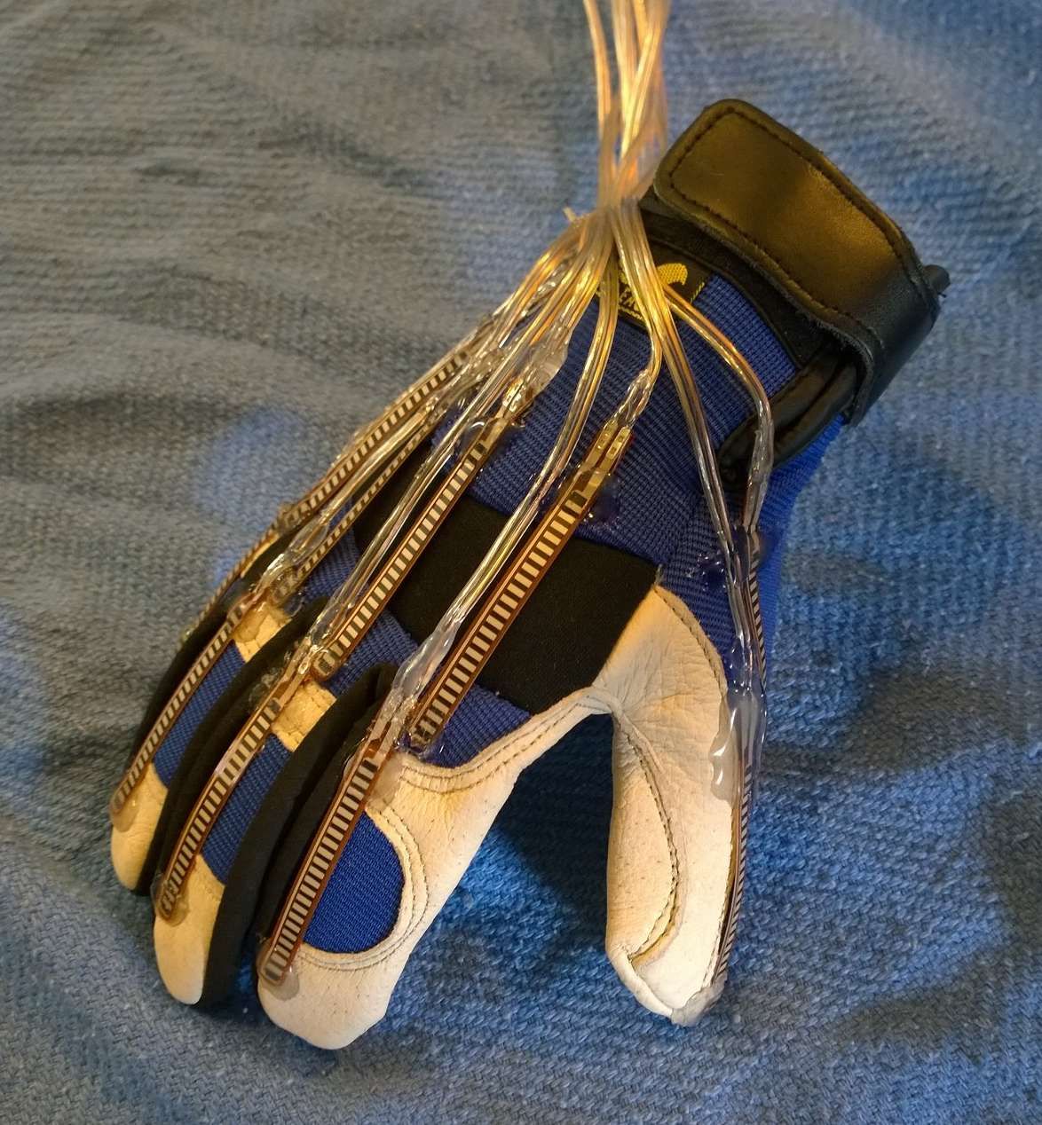 Translingual Neurostimulator : 10 Steps - Instructables