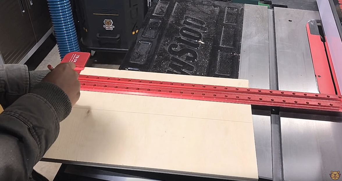 Build a Bandsaw Circle Cutting Jig : 10 Steps (with Pictures ...