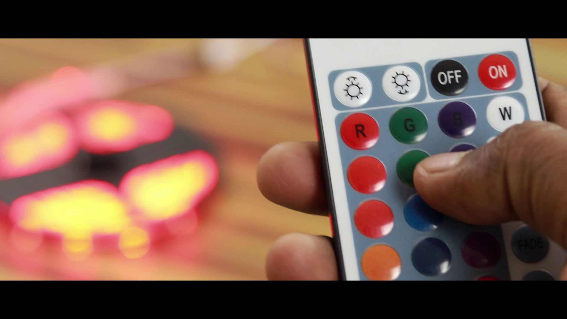 DIY Lightboard or Glassboard : 4 Steps - Instructables