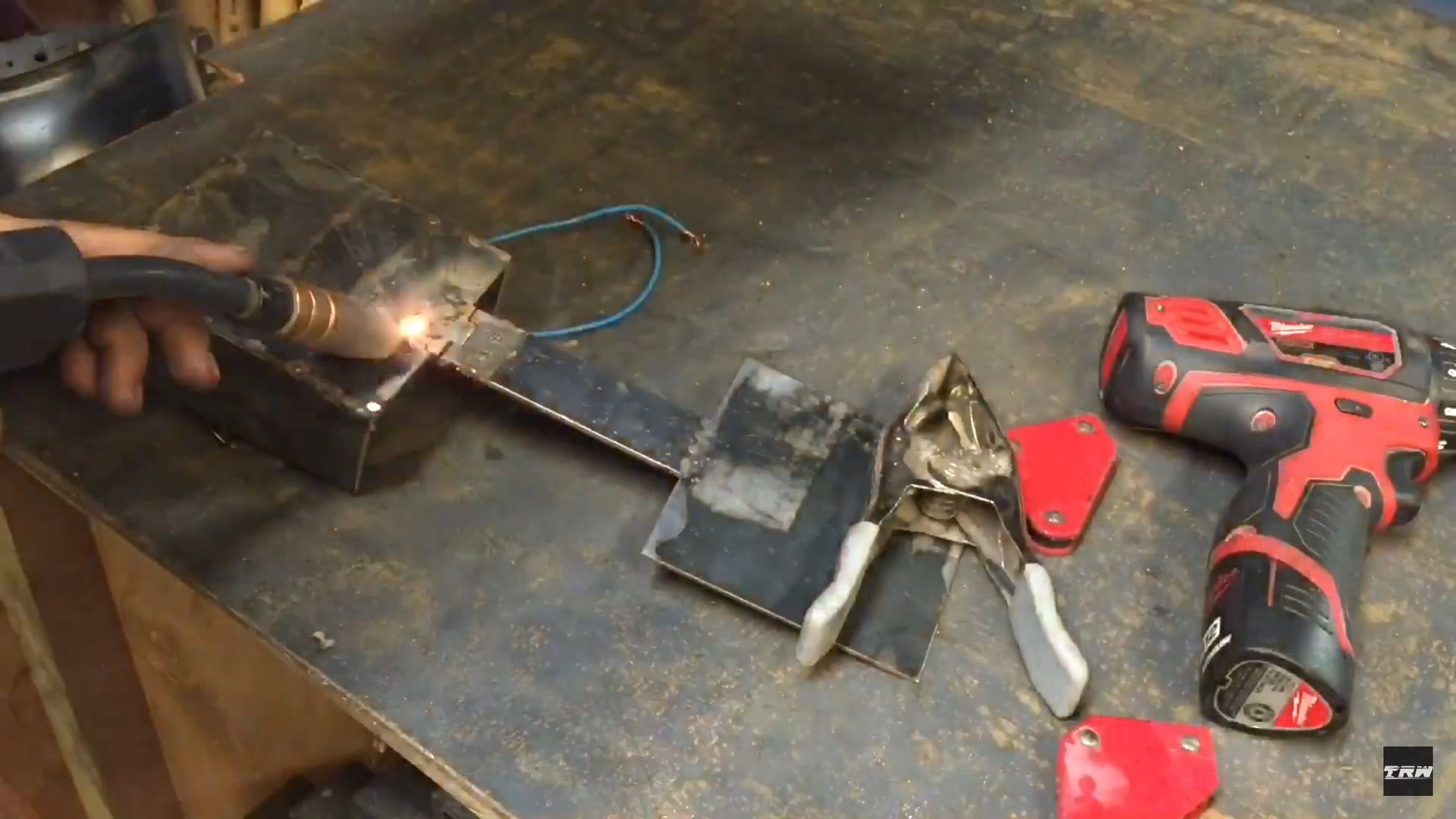 Electromagnetic Gauntlet : 7 Steps (with Pictures) - Instructables