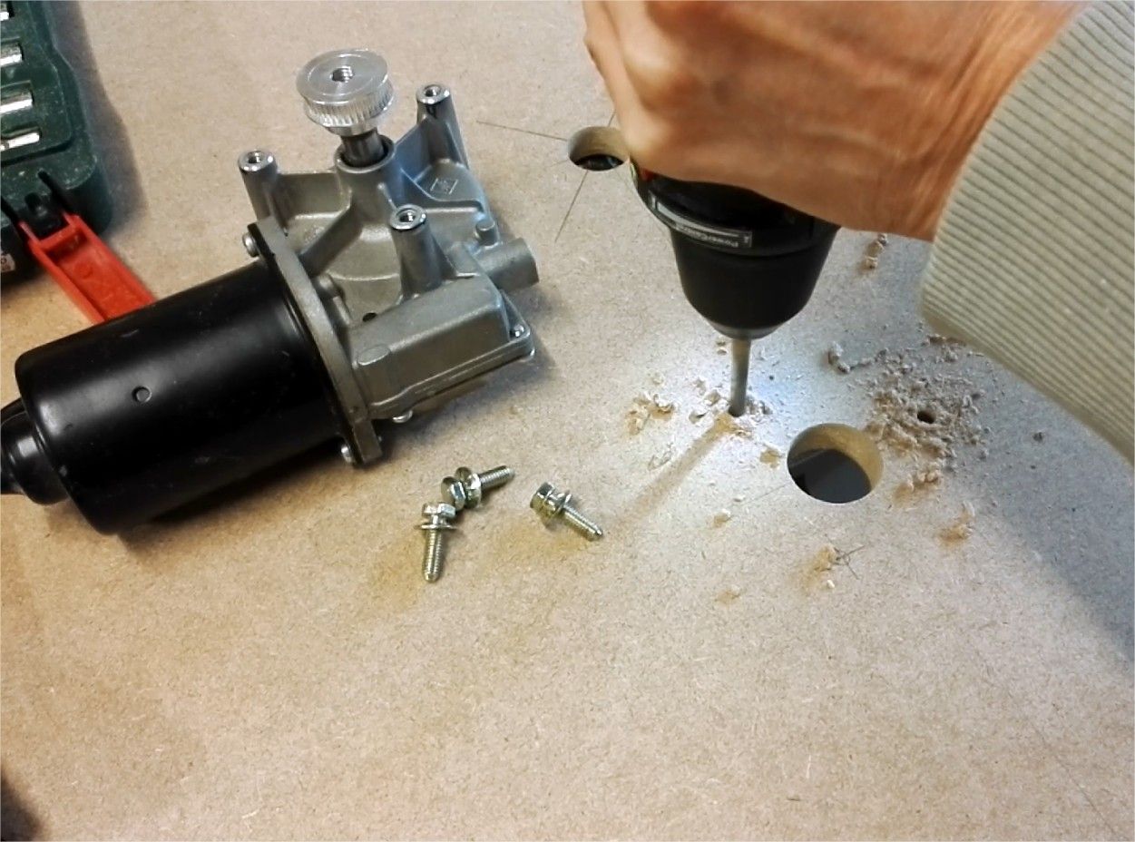 Motorized Screw Organizer With Jam Jars: the Caroustore : 12 Steps ...