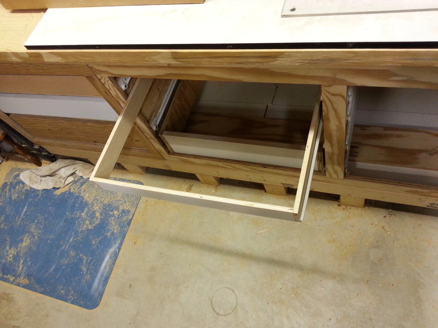 Add Drawers to Your Workbench : 9 Steps (with Pictures) - Instructables