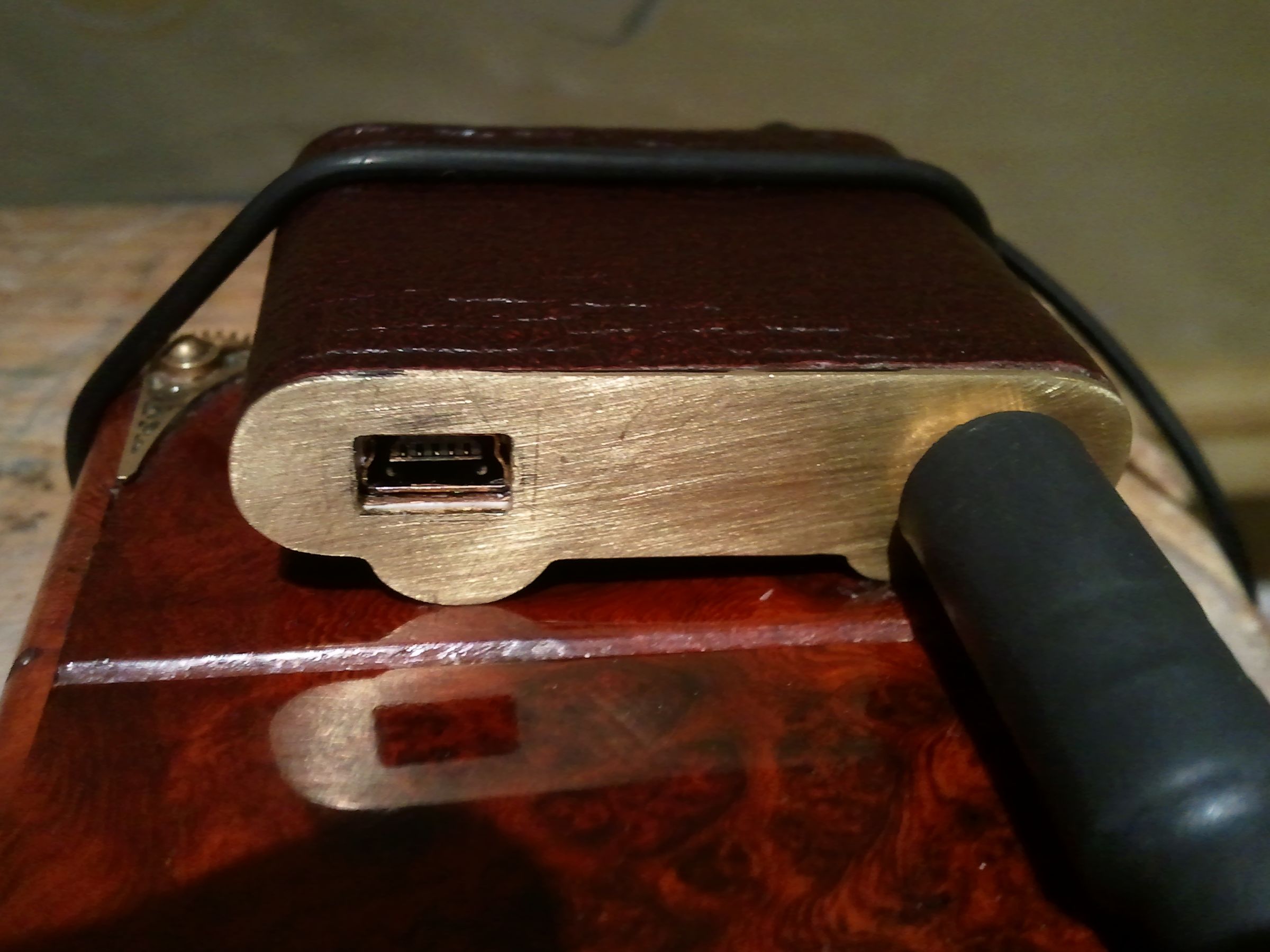 Steampunk IPod Portable Rig (with Pictures) - Instructables