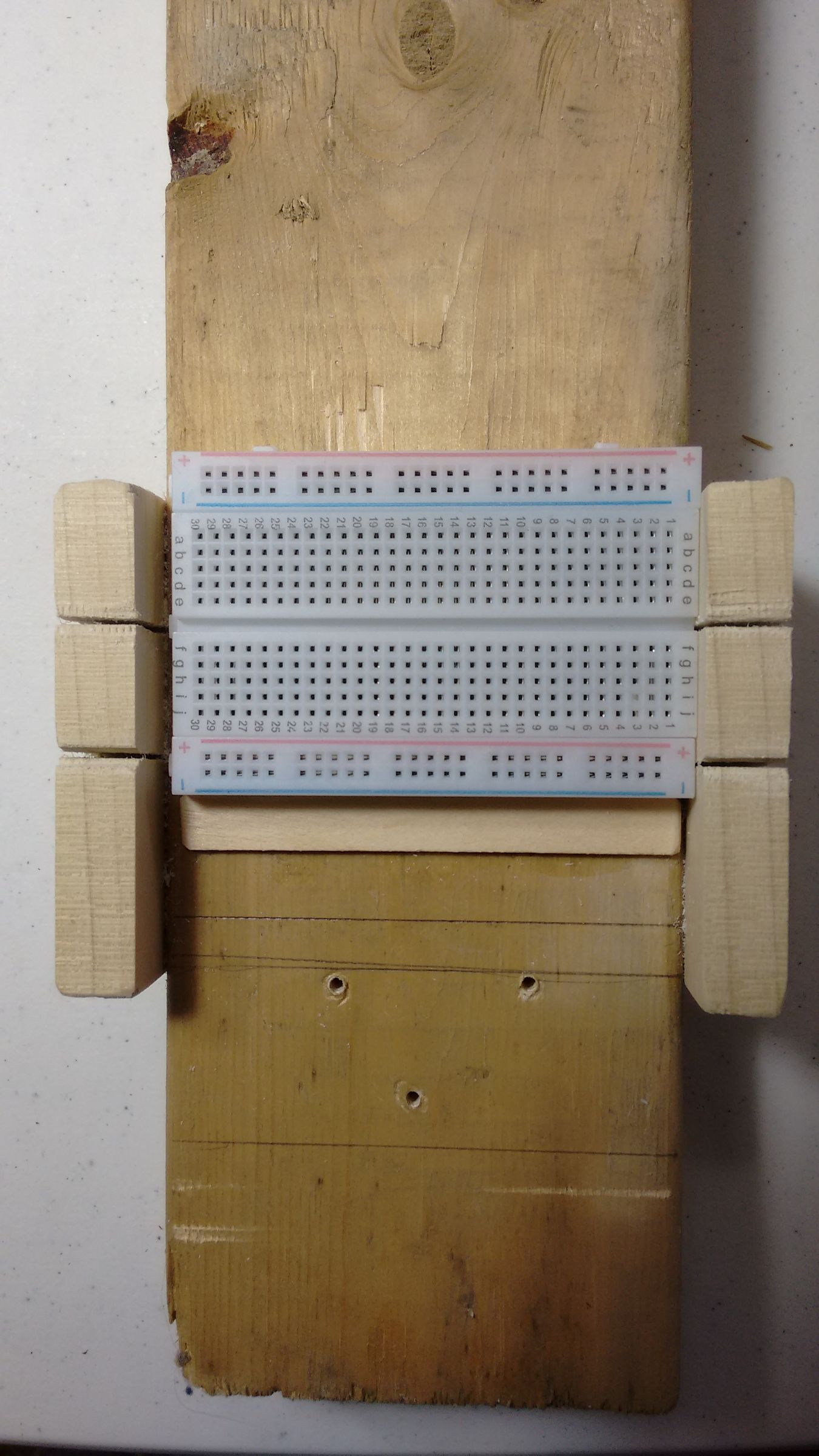 Divided Solderless Breadboard : 4 Steps - Instructables