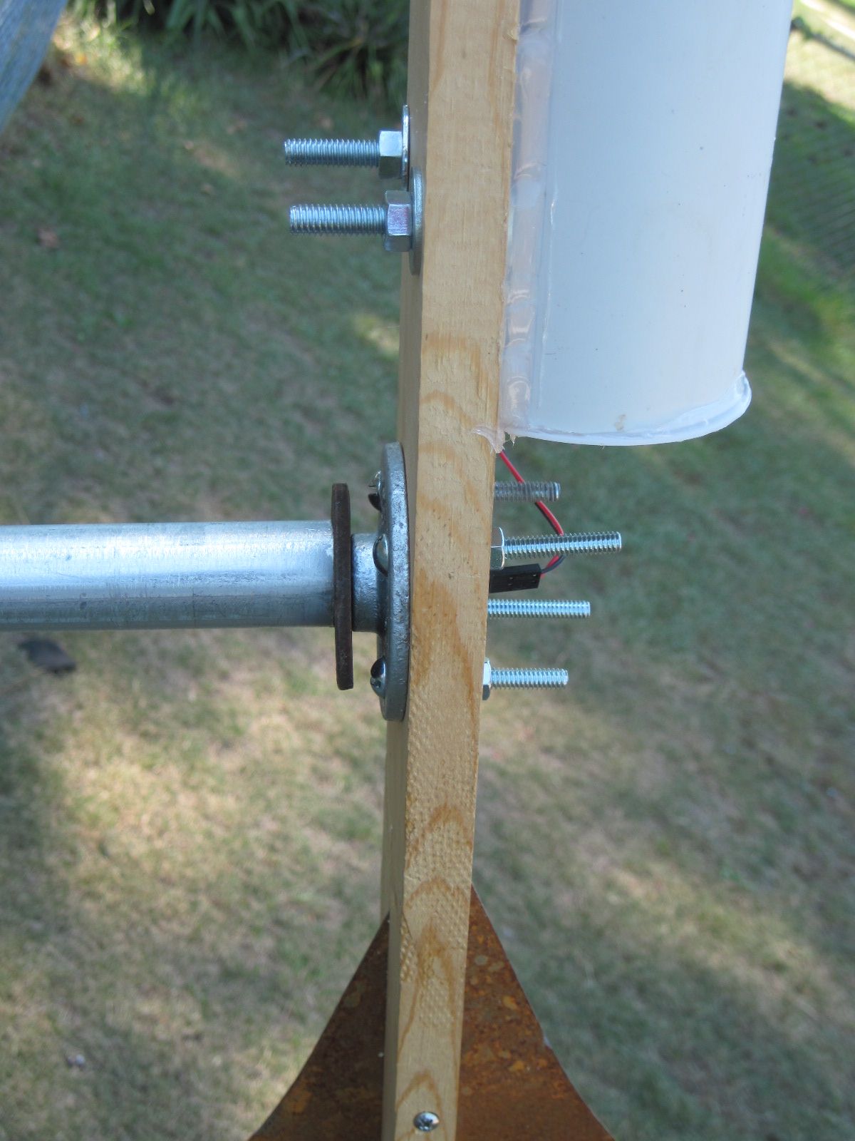 Small Wind Powered Generator : 9 Steps (with Pictures) - Instructables