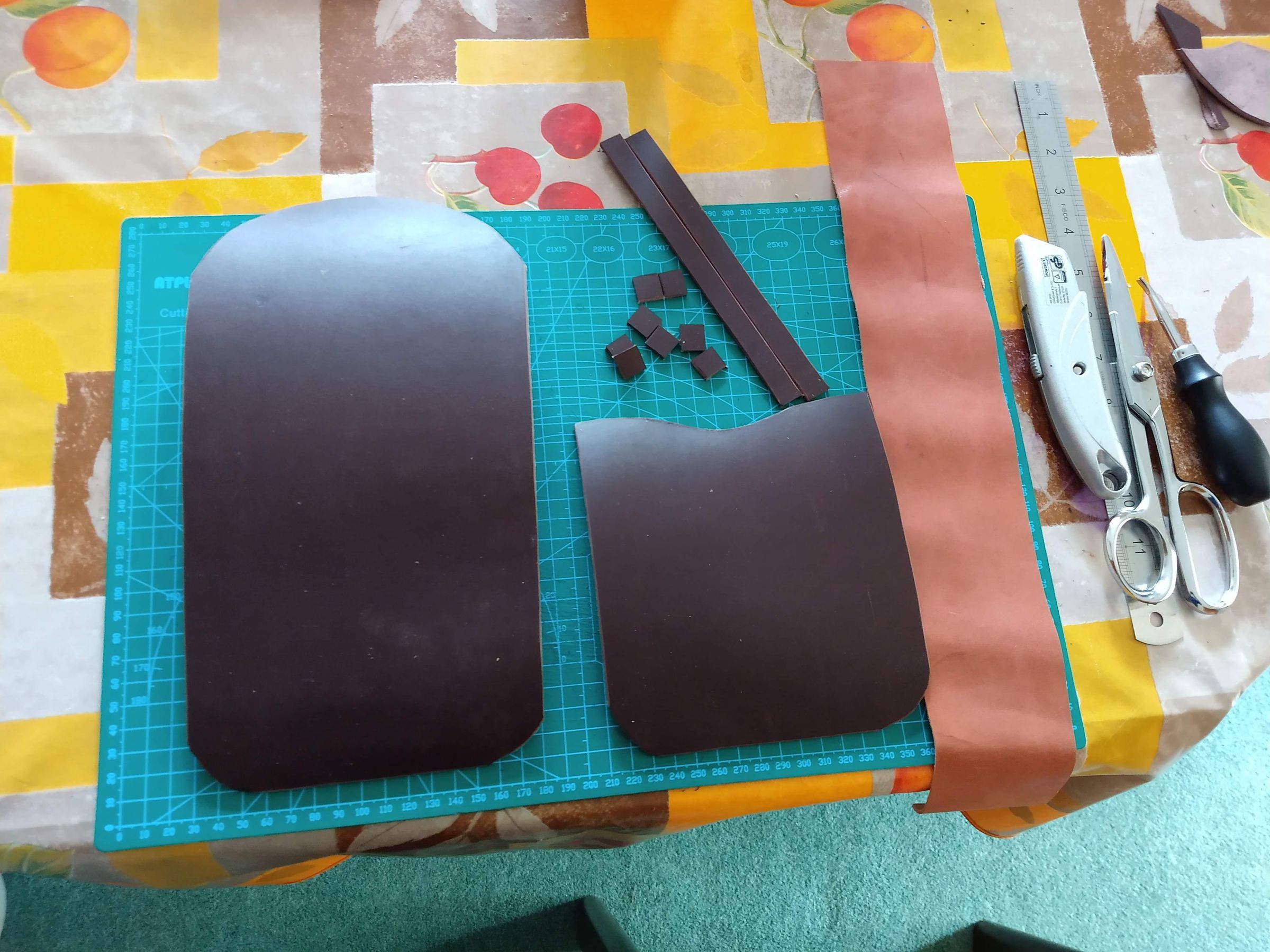 Laced Leather Belt Bag : 14 Steps (with Pictures) - Instructables