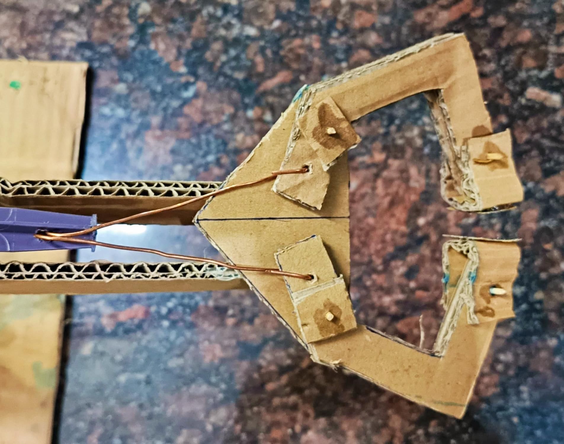 Hydraulic Arm Using Cardboard : 8 Steps - Instructables