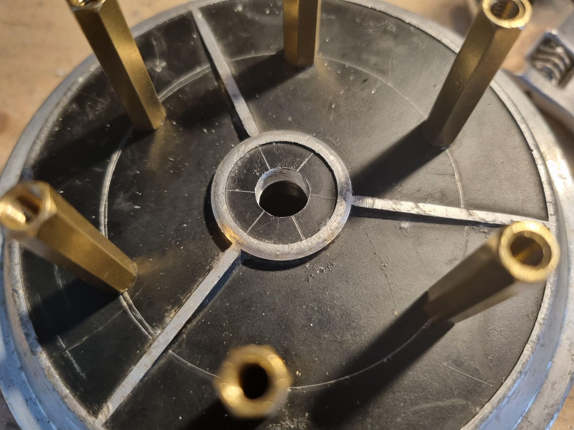 50 Bucks Direct Drive Wheel Base From a Hoverboard : 9 Steps ...