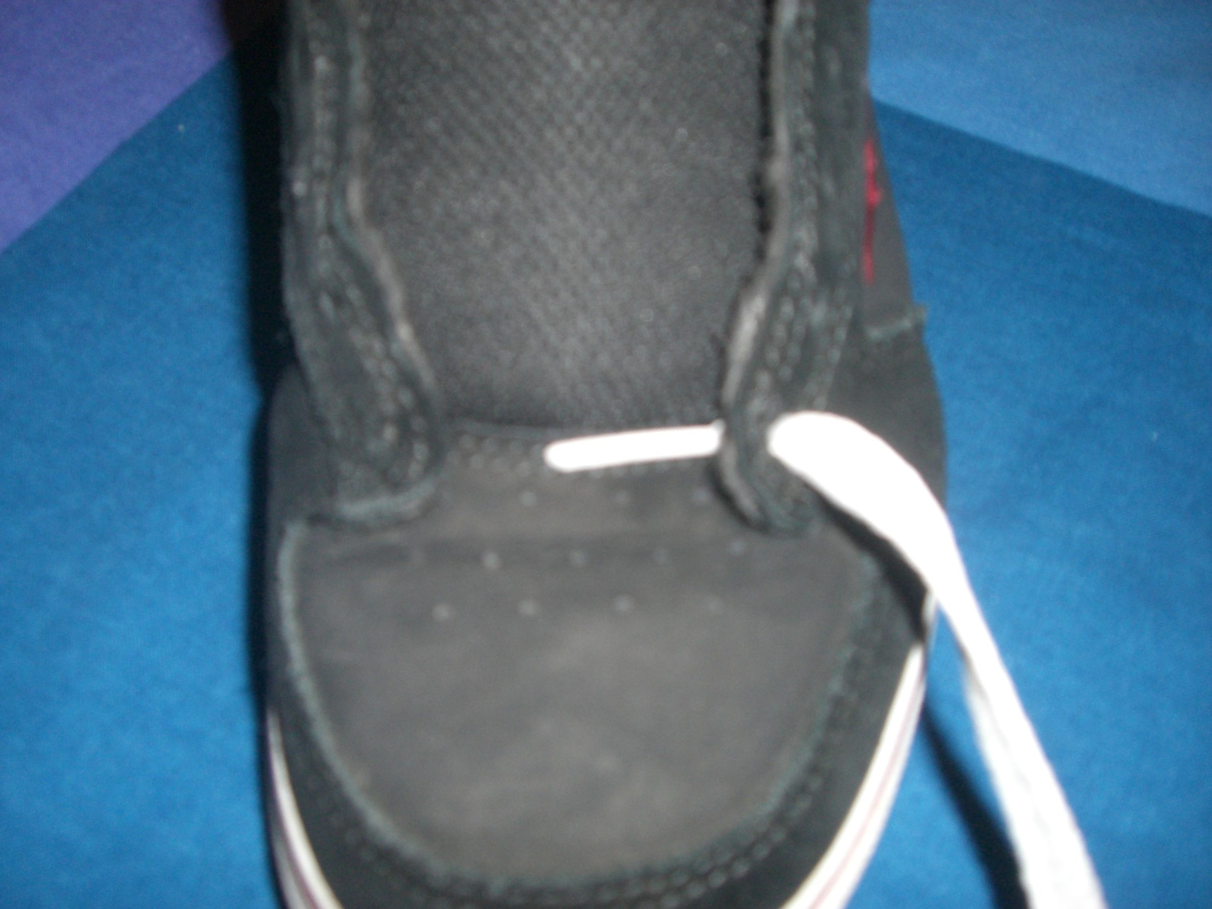 Checkerboard Your Shoelaces : 8 Steps - Instructables