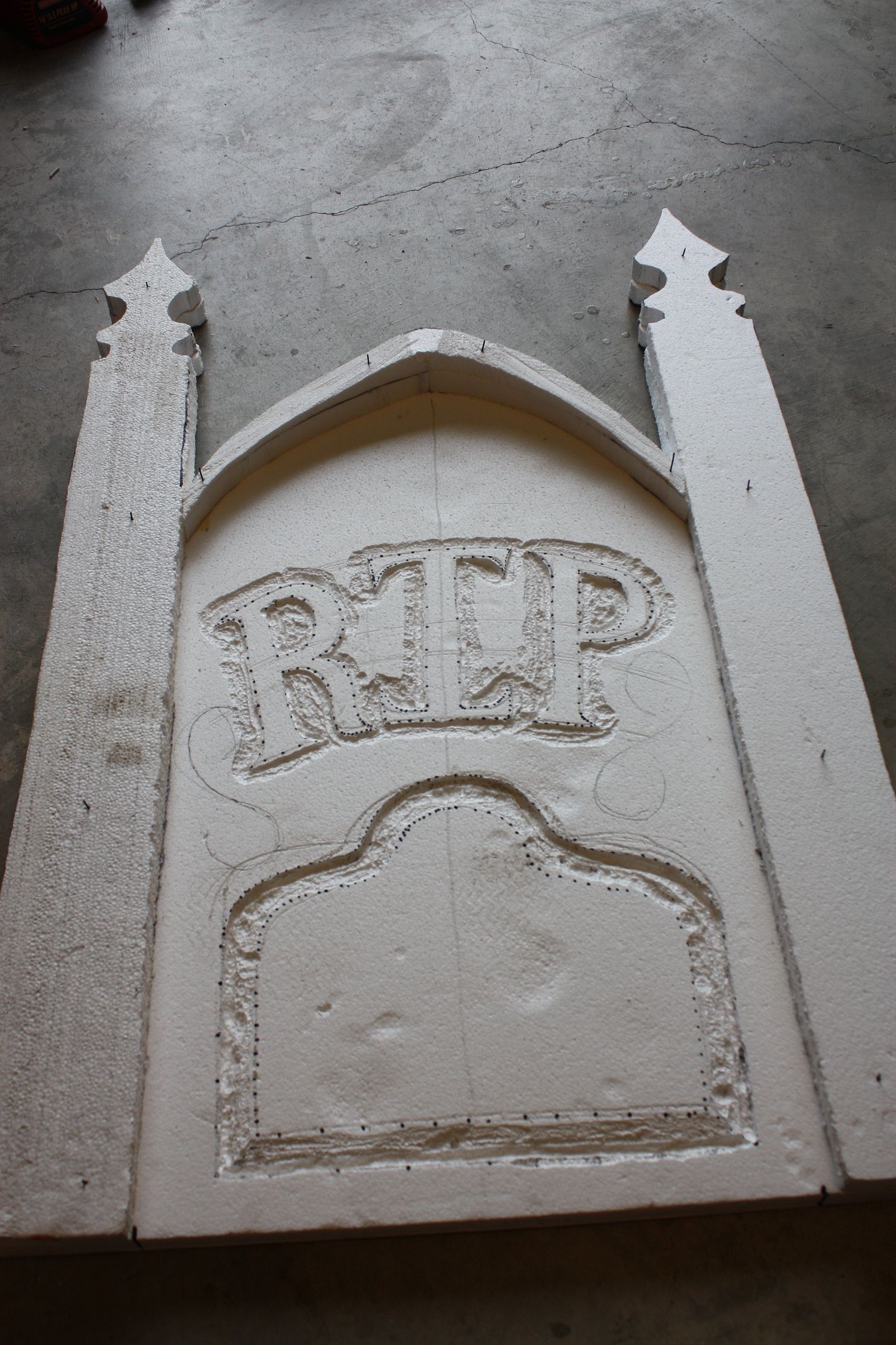 Home Made Grave Stones : 13 Steps (with Pictures) - Instructables