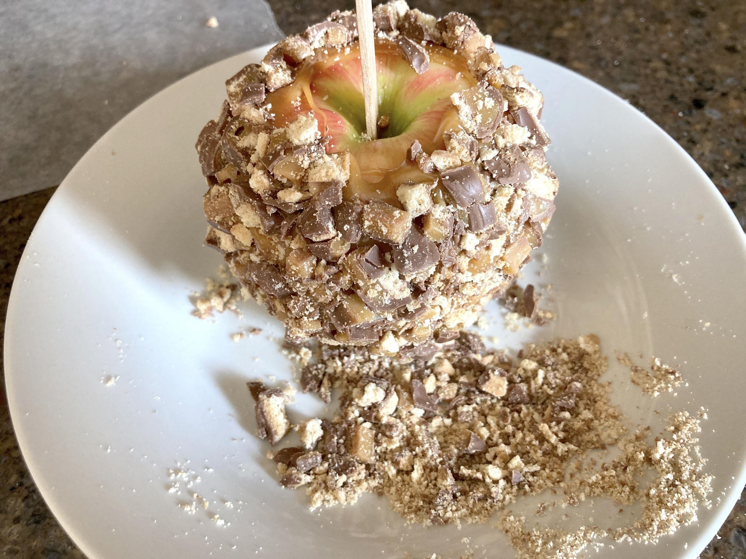 Candy Bar Caramel Apples : 7 Steps (with Pictures) - Instructables