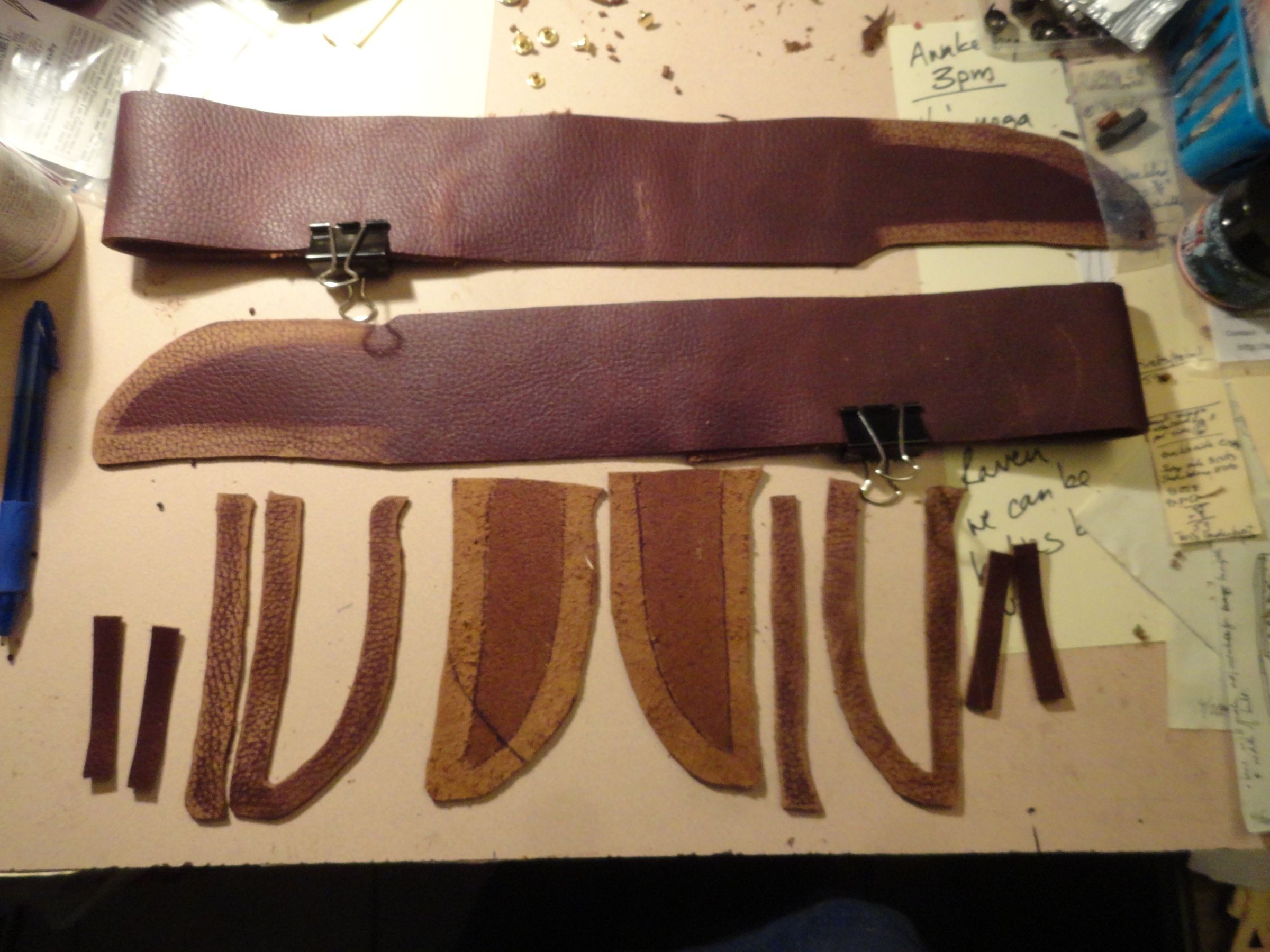 Belt Sheaths for Knives (with Thigh Strap) : 4 Steps (with Pictures ...