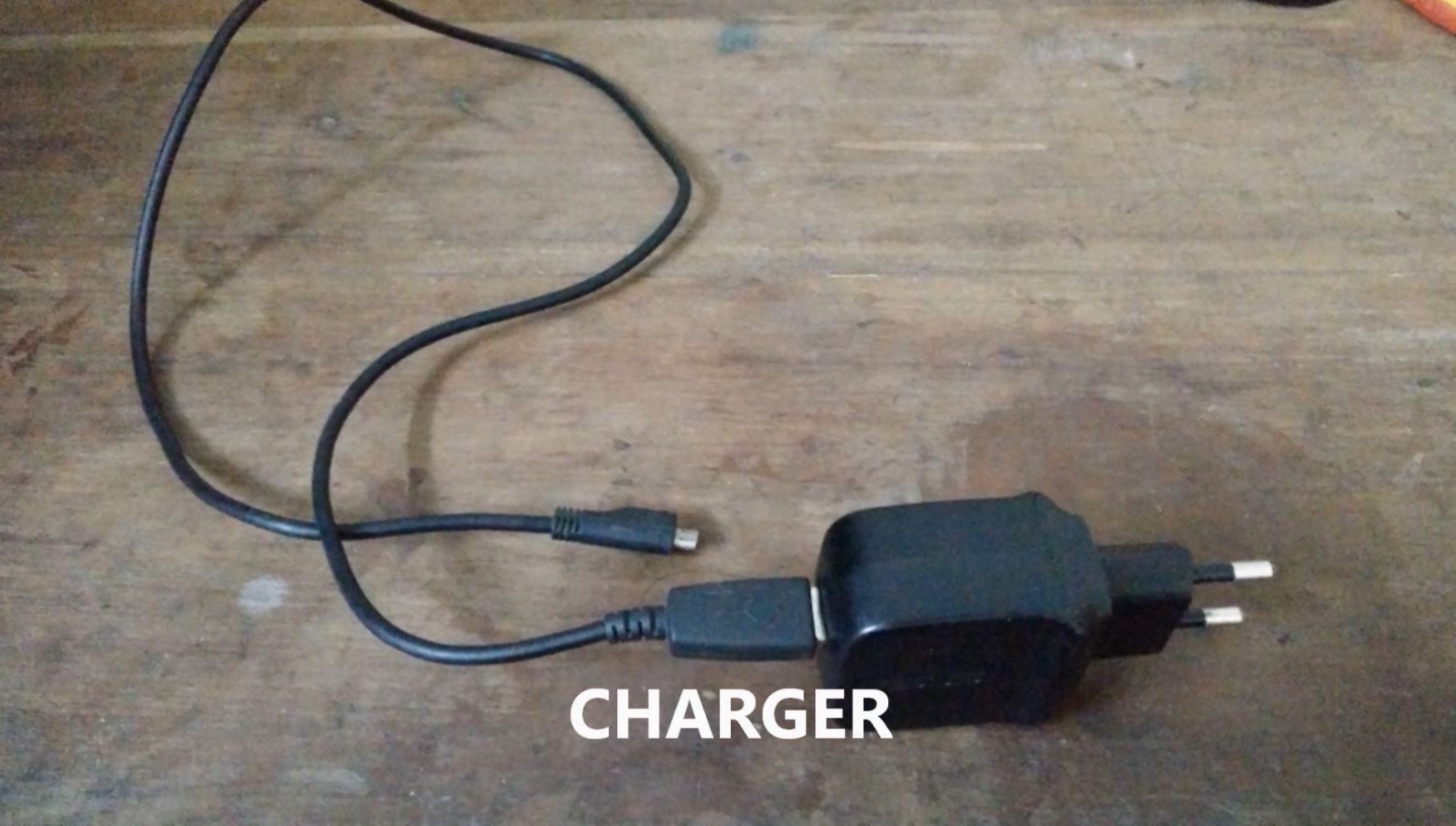 Charger HACK - Make Smartphone Chargers the Best! : 8 Steps - Instructables