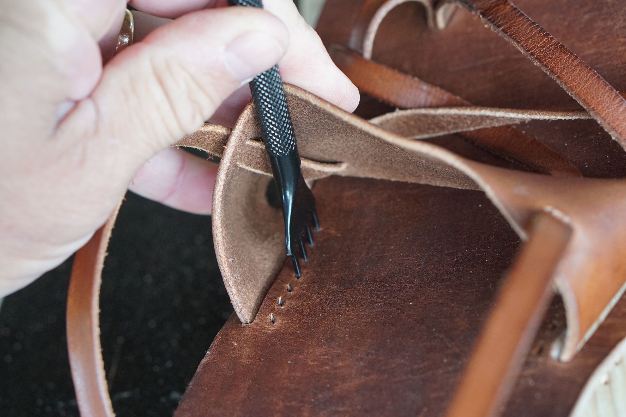 The Ultimate Super Hip Sandals : 16 Steps (with Pictures) - Instructables