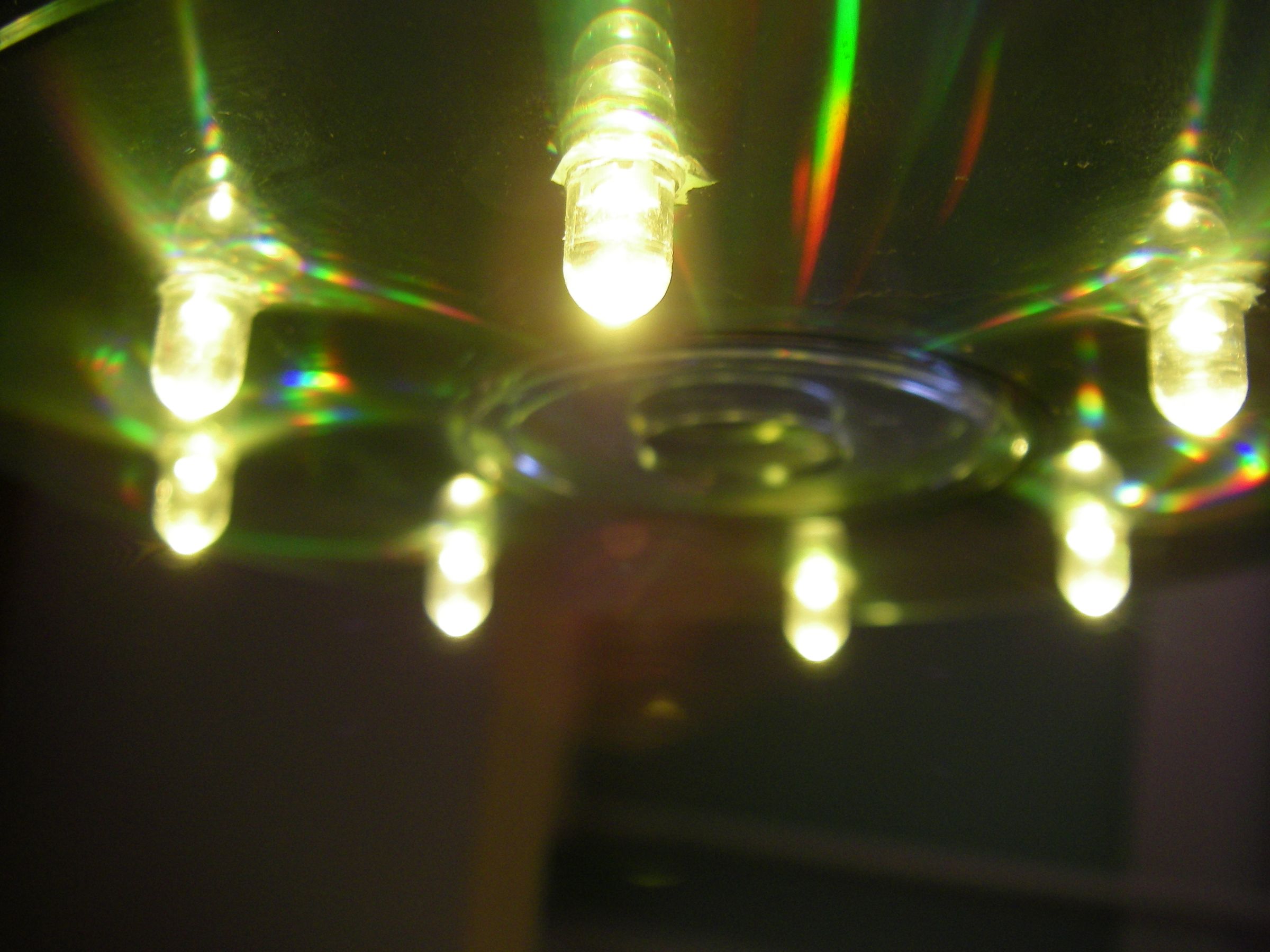 The USB Powered LED CD Lamp : 8 Steps (with Pictures) - Instructables