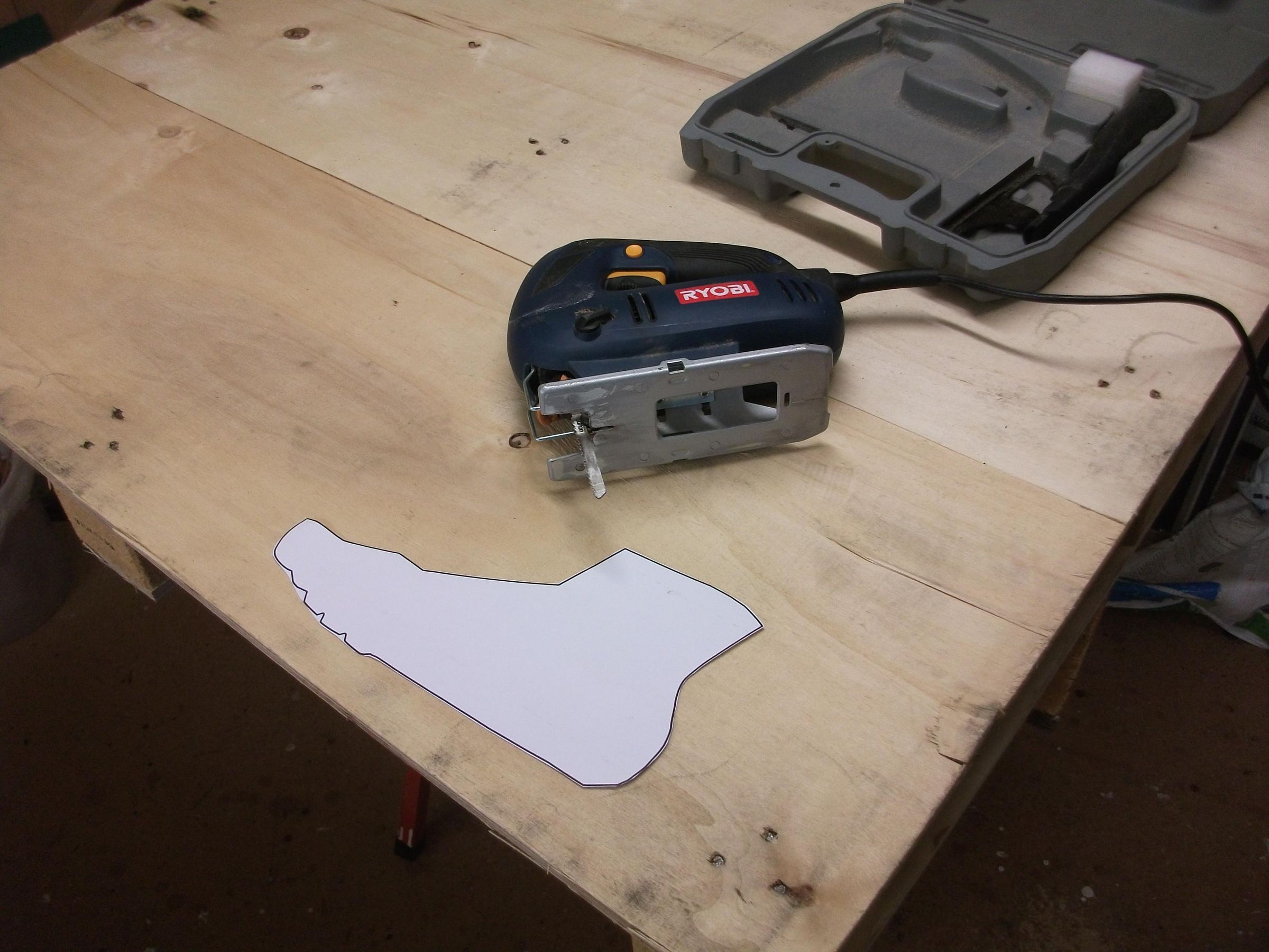 From Pallet to Valet - Furniture for Free (almost) : 7 Steps (with ...