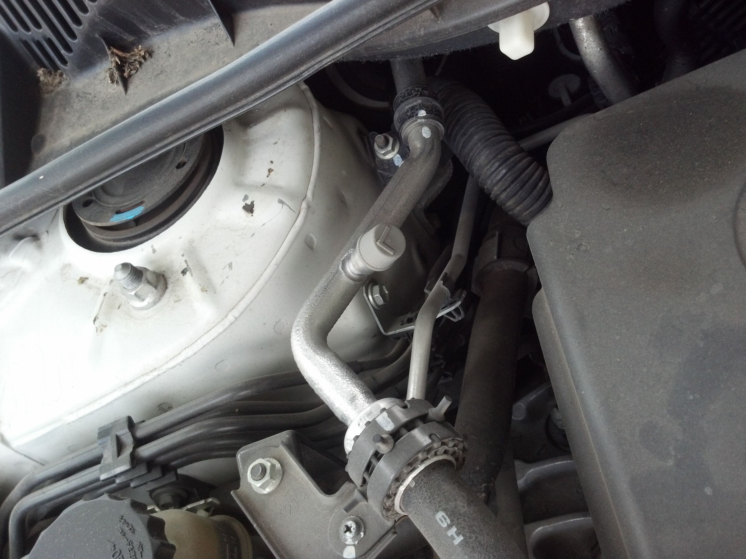 How to Recharge Your Car's Air Conditioner : 7 Steps (with Pictures ...