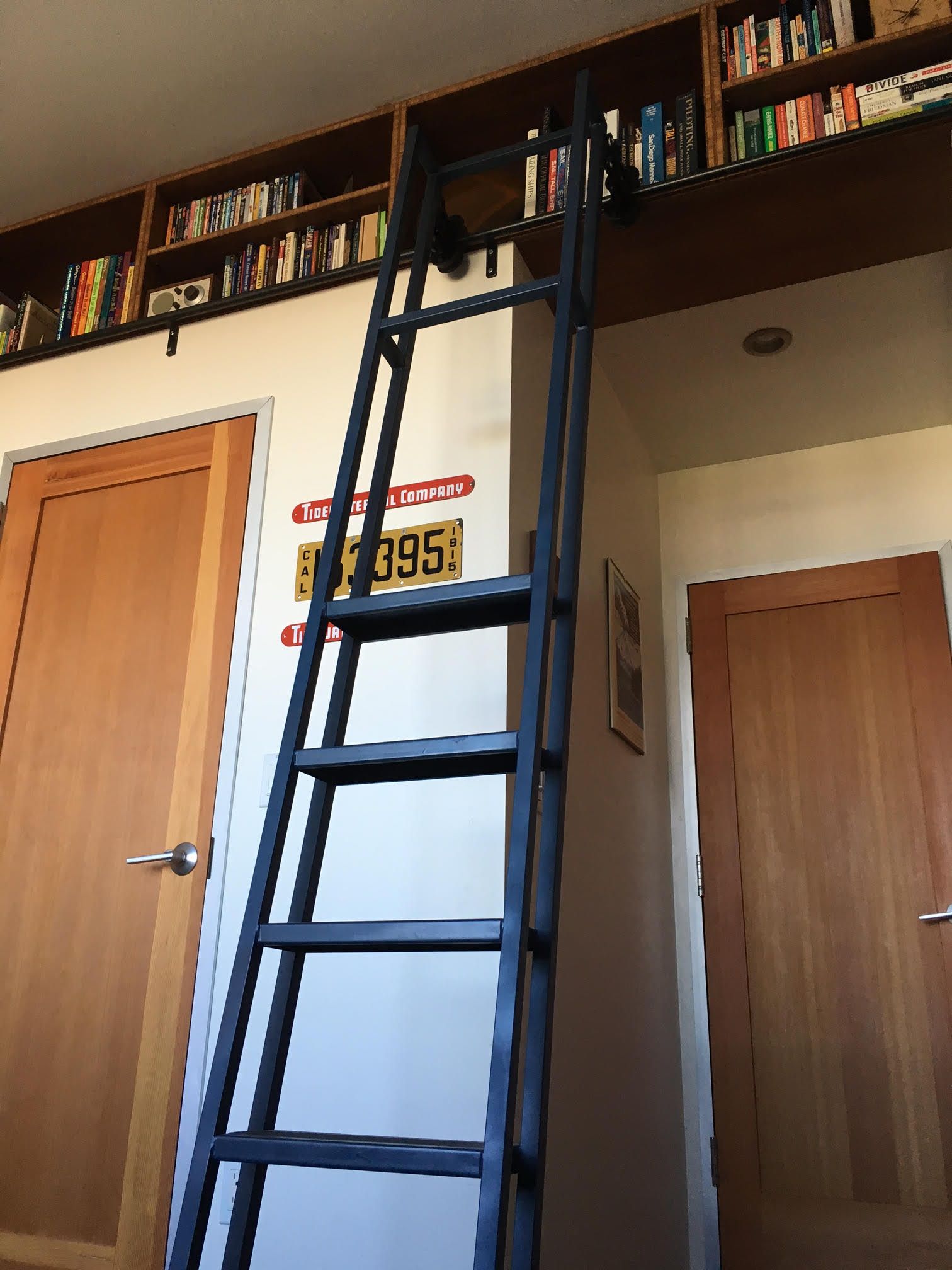 Ceiling Bookshelf With Library Ladder : 3 Steps (with Pictures ...