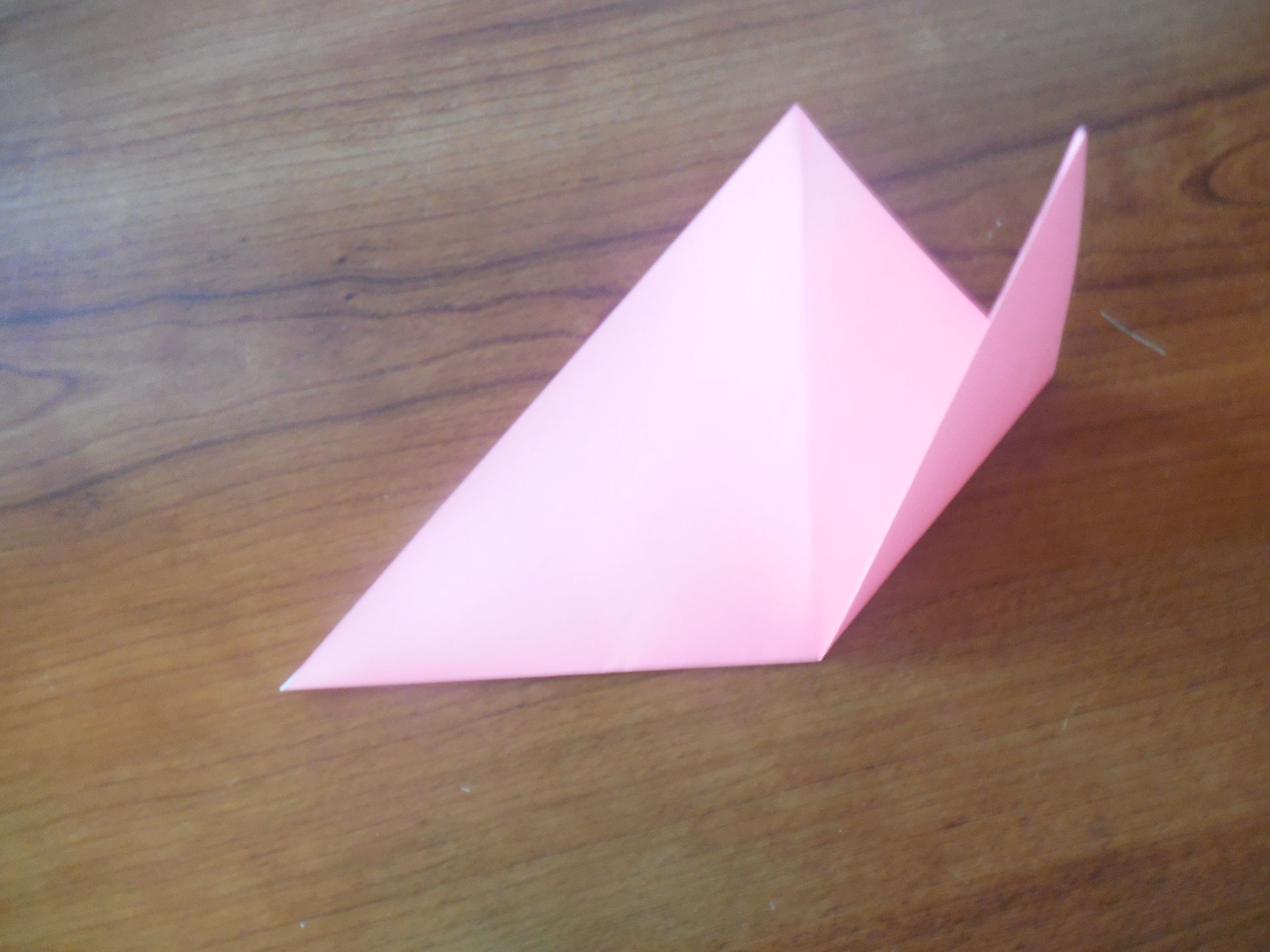 Origami Spaceship (Easy) : 7 Steps - Instructables