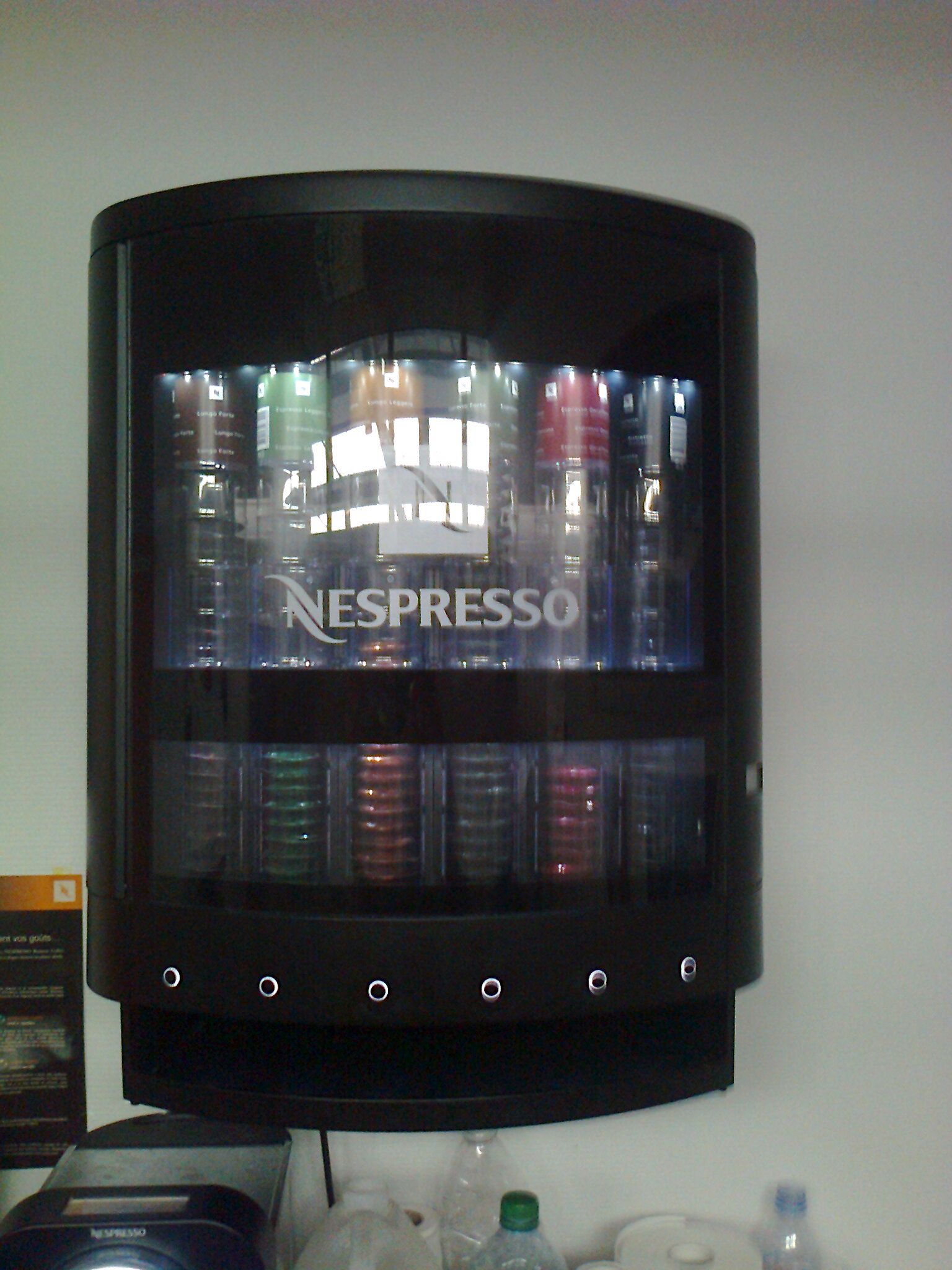 An Ottoman With Coffee Capsule Container : 4 Steps - Instructables