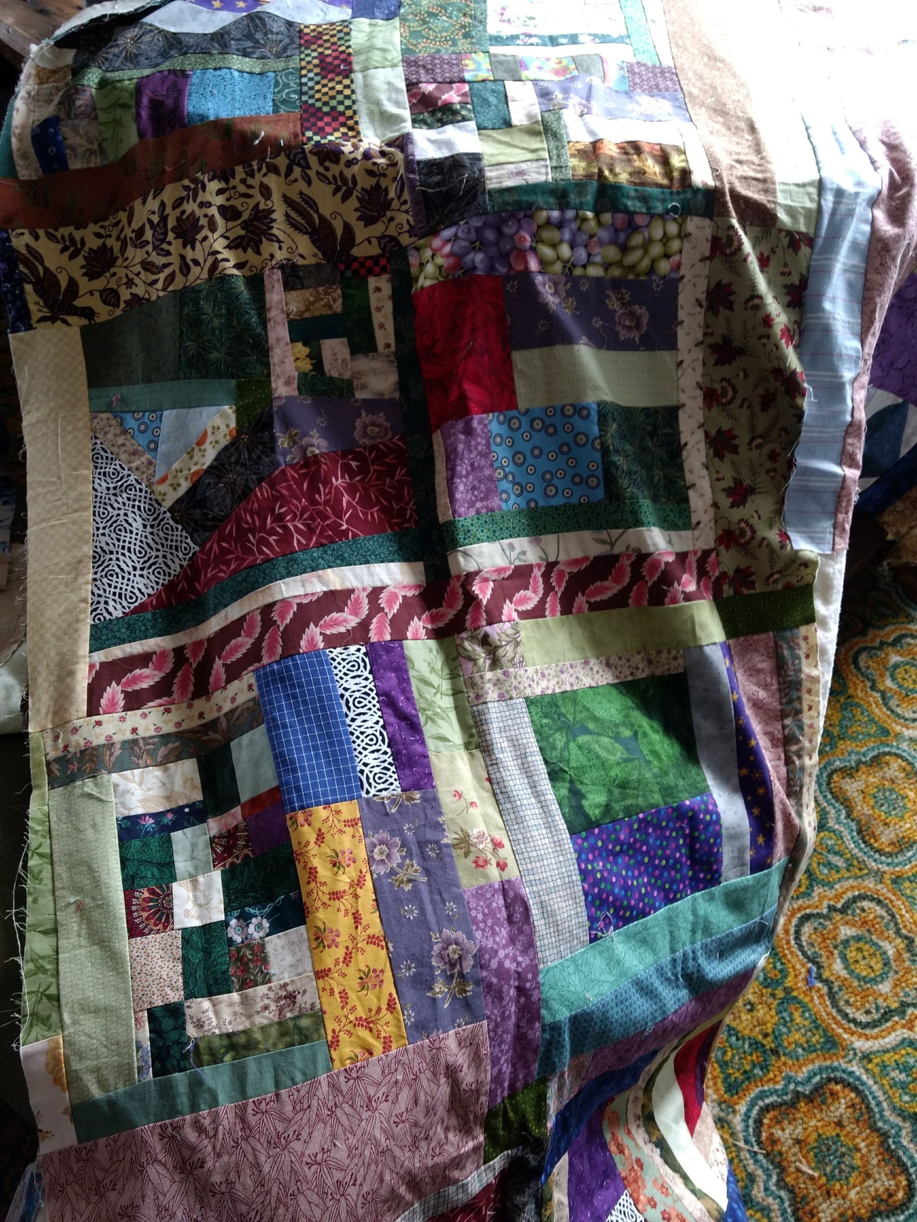 Scrappy Quilt : 14 Steps (with Pictures) - Instructables