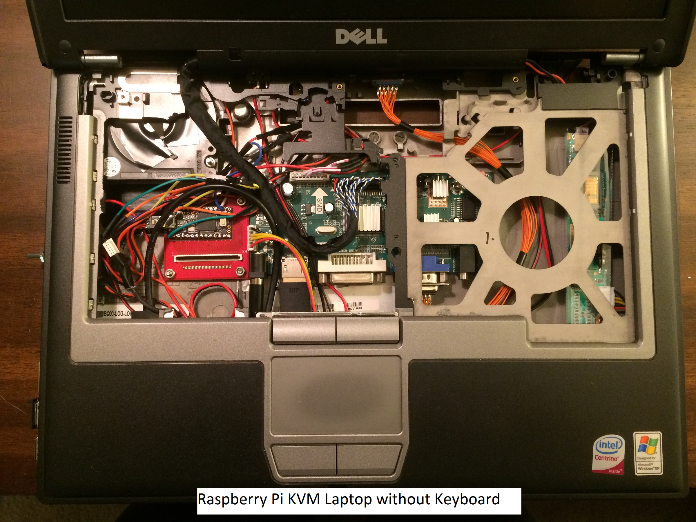 DIY Portable KVM Crashcart From Recycled Laptop Provides VGA Display ...