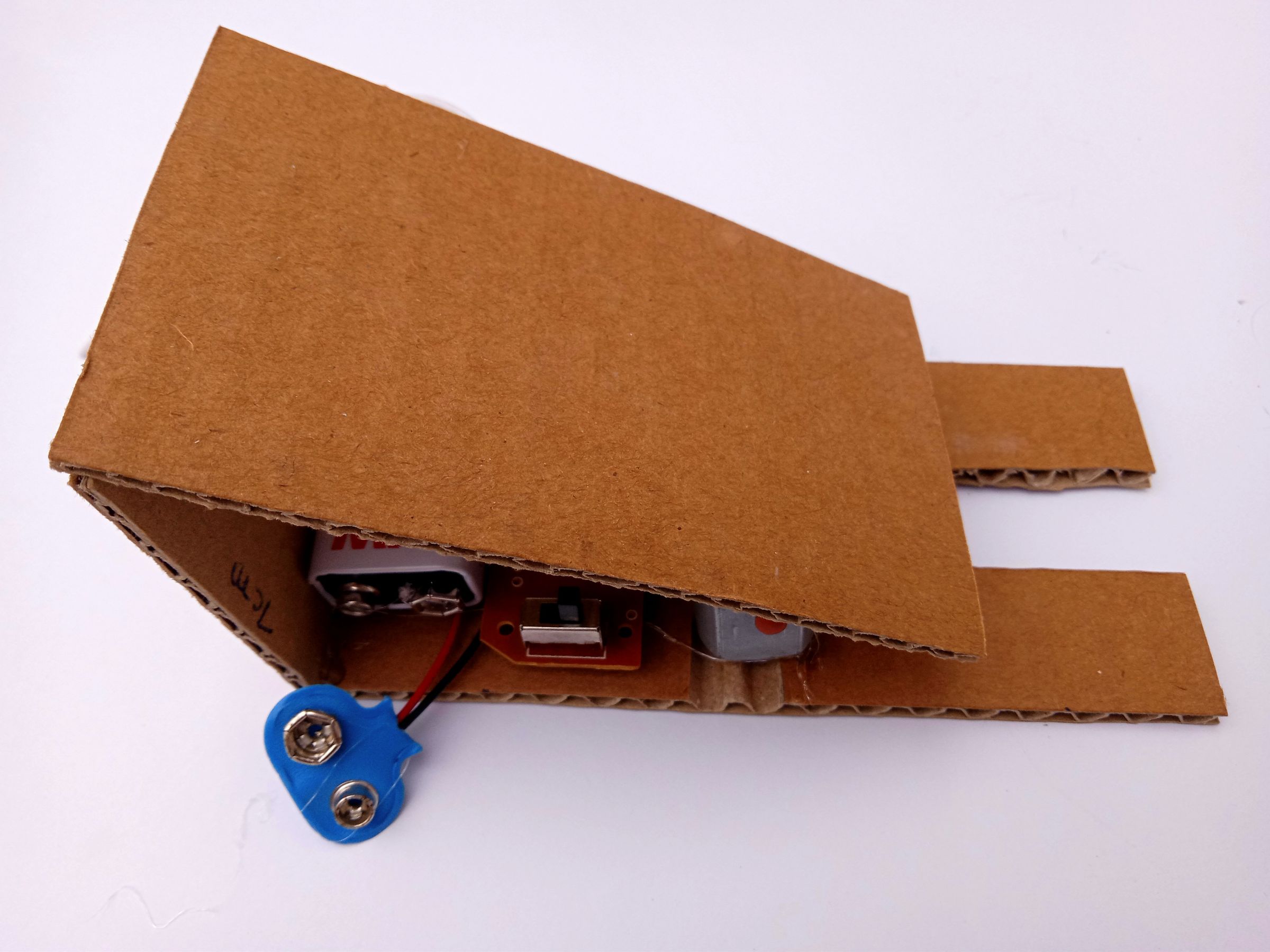 RC Cardboard Cat : 8 Steps (with Pictures) - Instructables