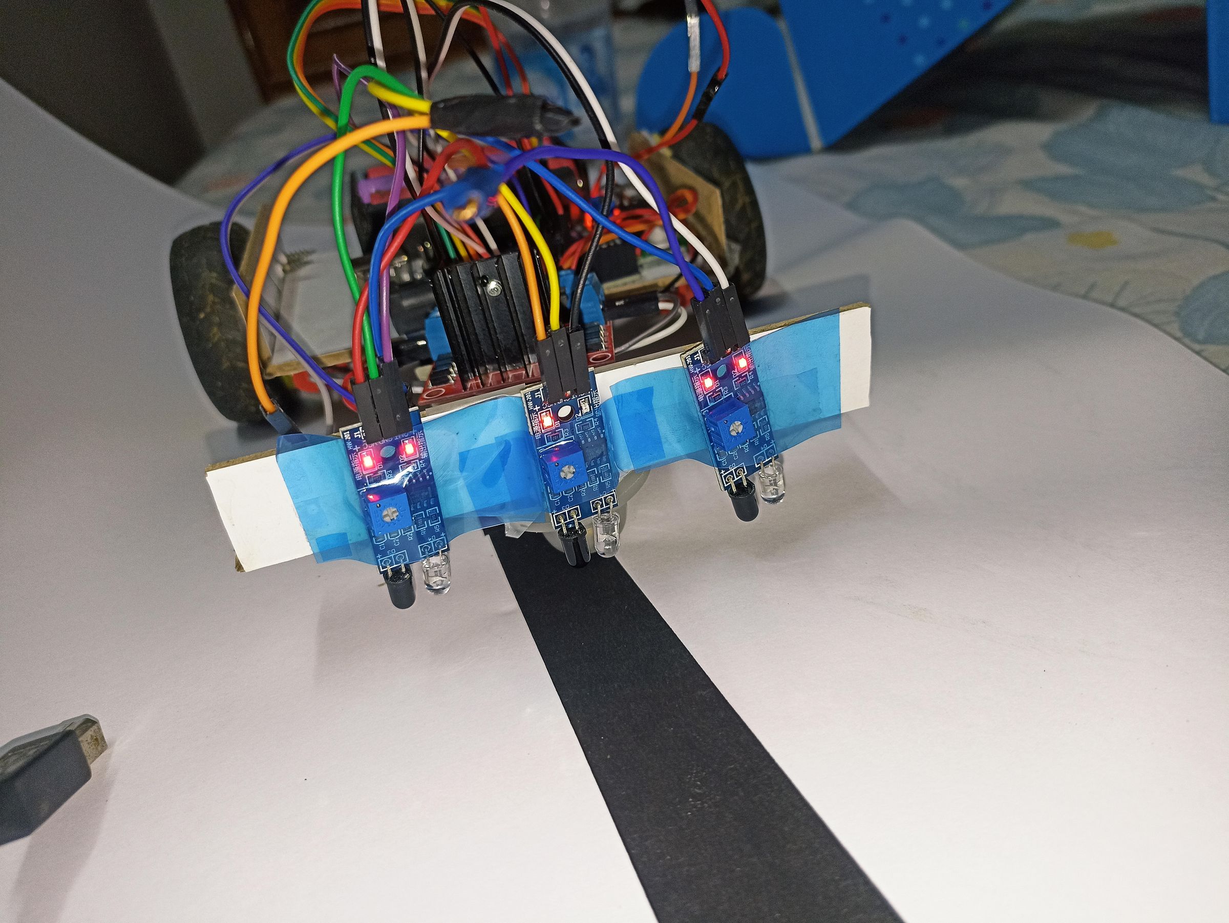 Building a 3-Sensor Line Follower Robot | Arduino + L298N | DIY : 6 Steps - Instructables