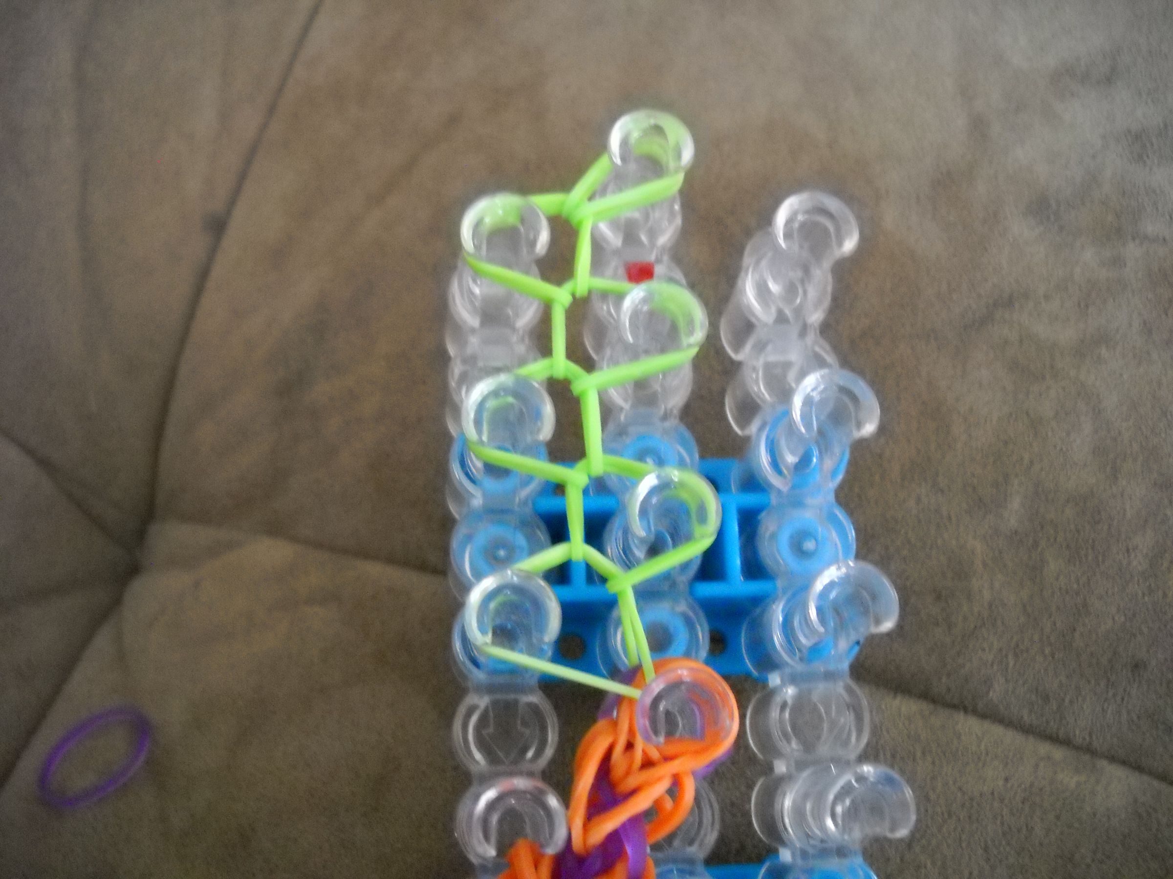 Rainbow Loom Heart Bracelet : 7 Steps - Instructables