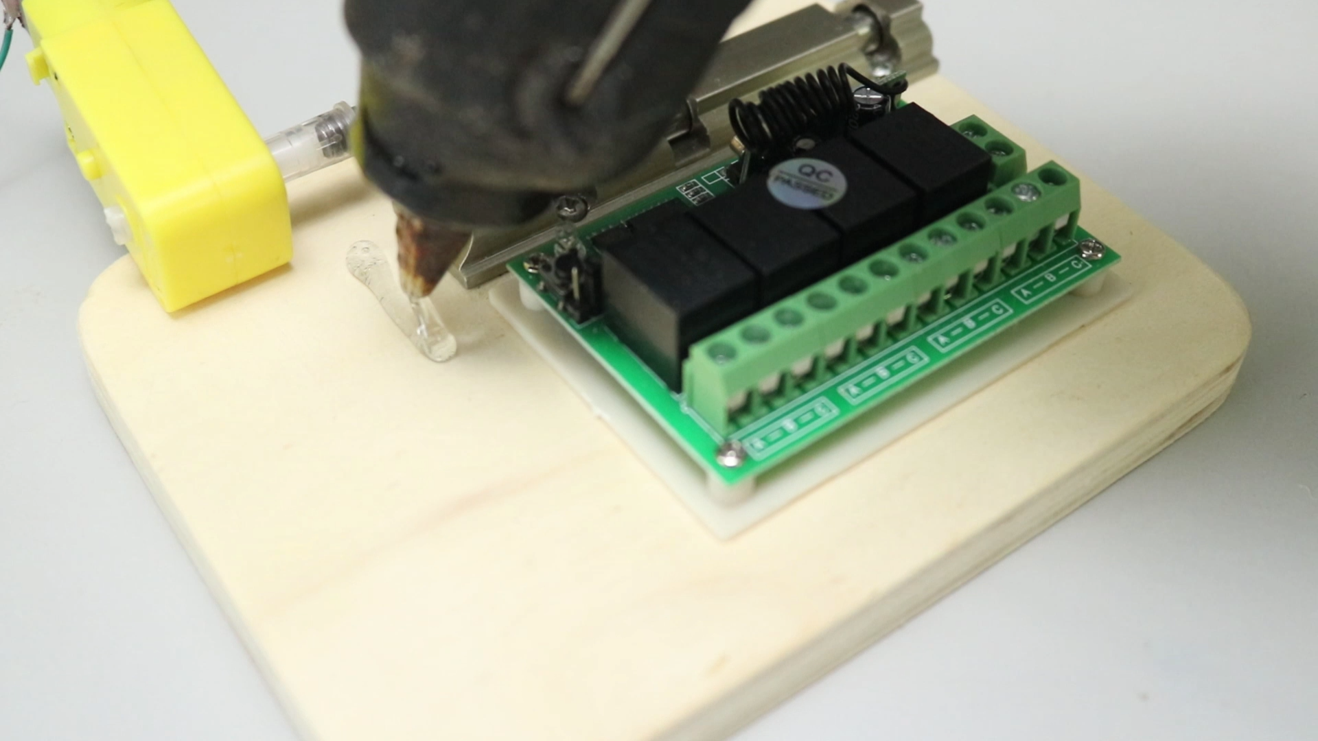Remote Control Lock : 12 Steps (with Pictures) - Instructables