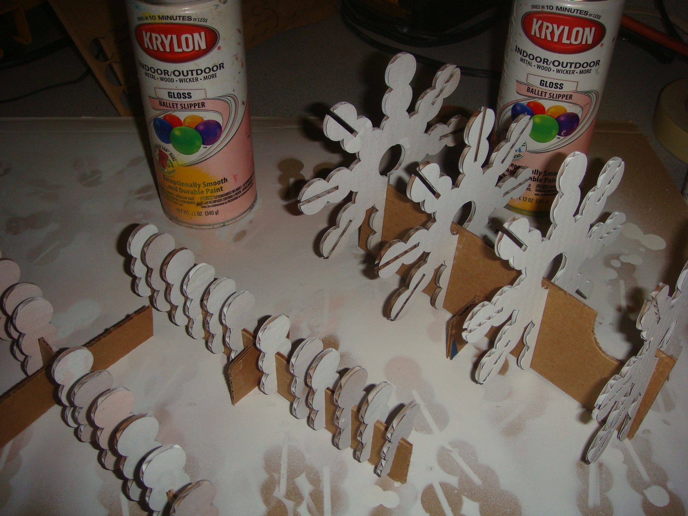 Cardboard Snowflake : 4 Steps - Instructables