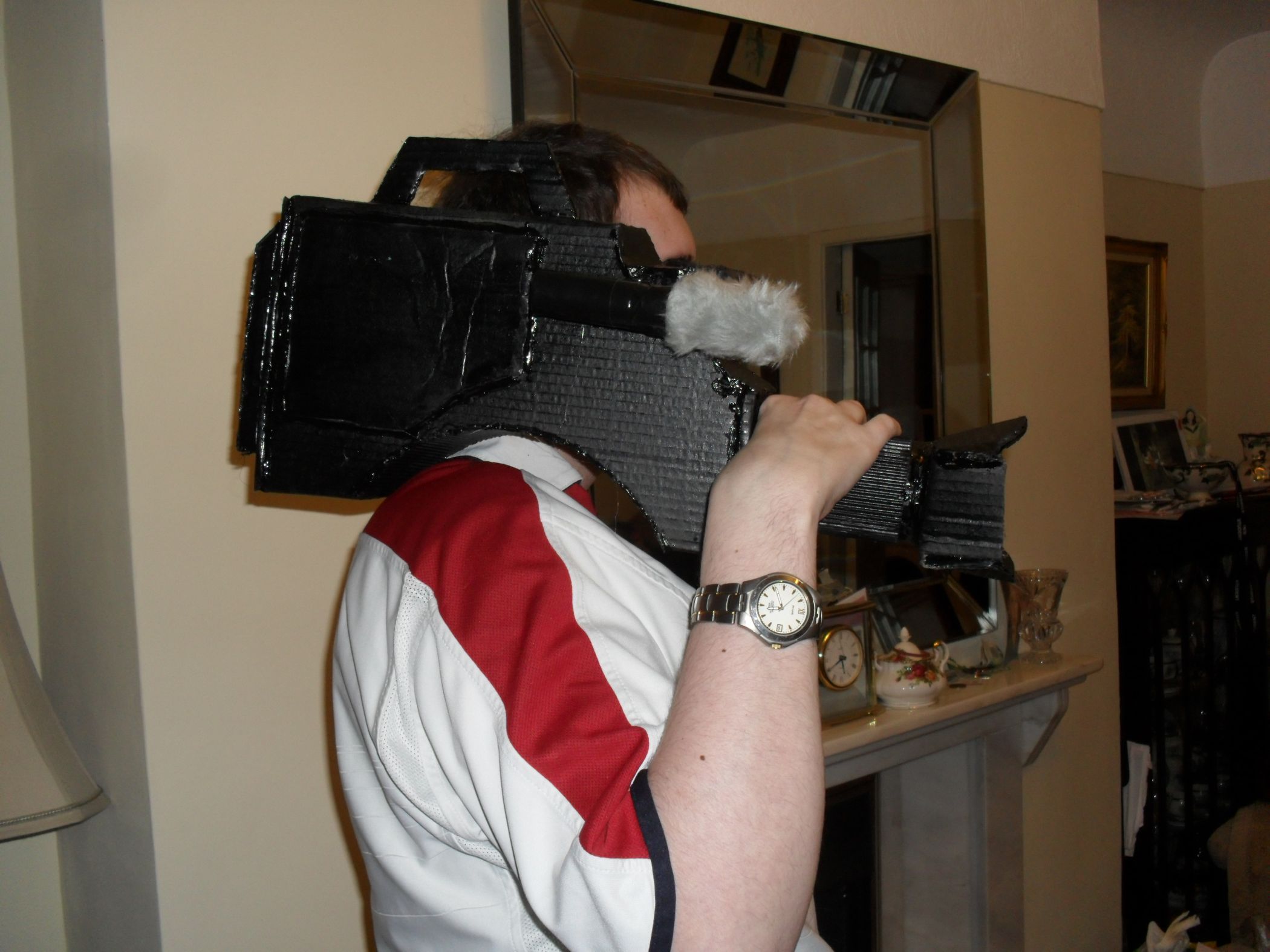 Cardboard Props: How to Make a Movie Camera : 14 Steps (with Pictures ...